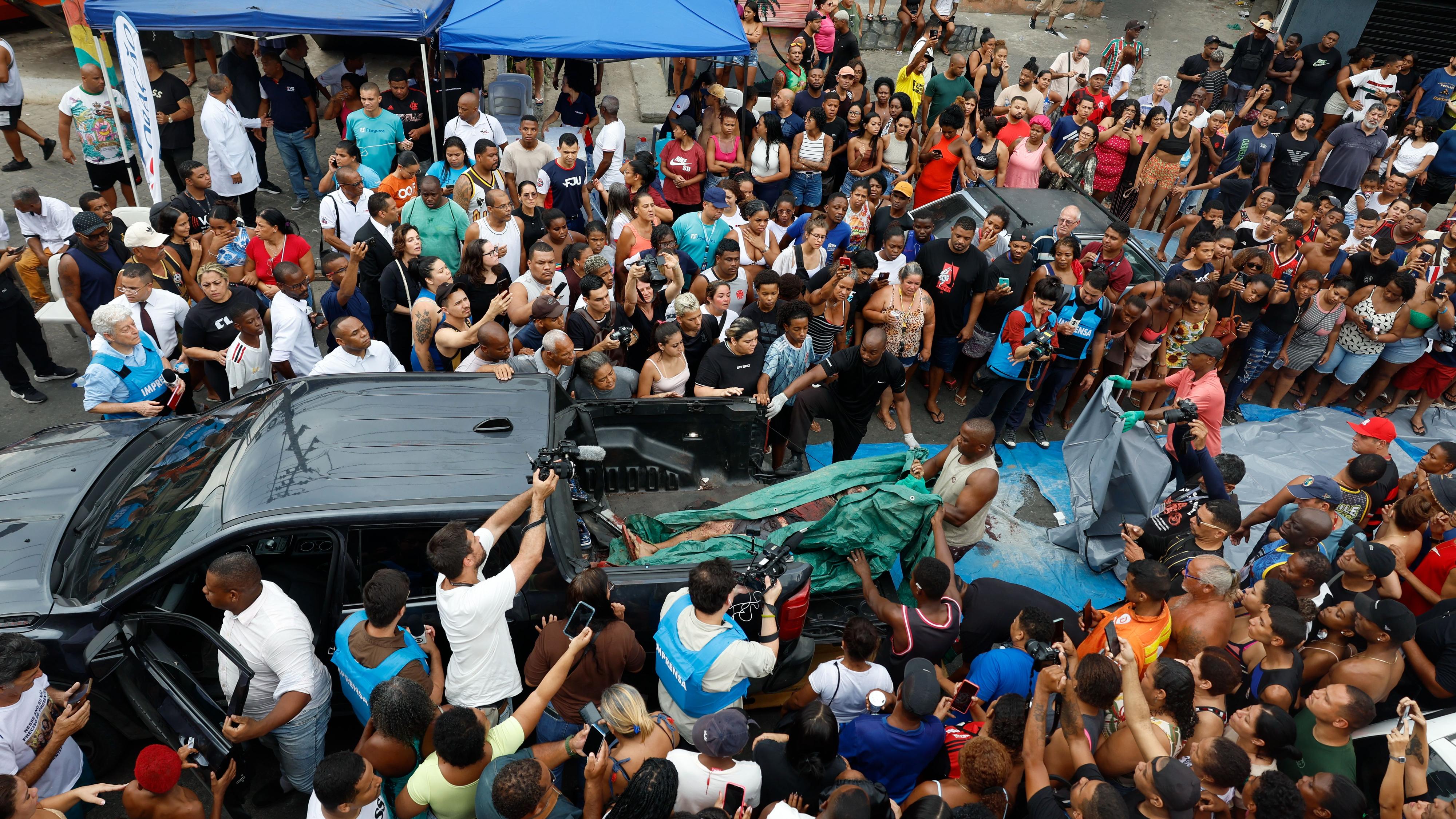 Suben a 132 los muertos en la operación policial de Río de Janeiro
