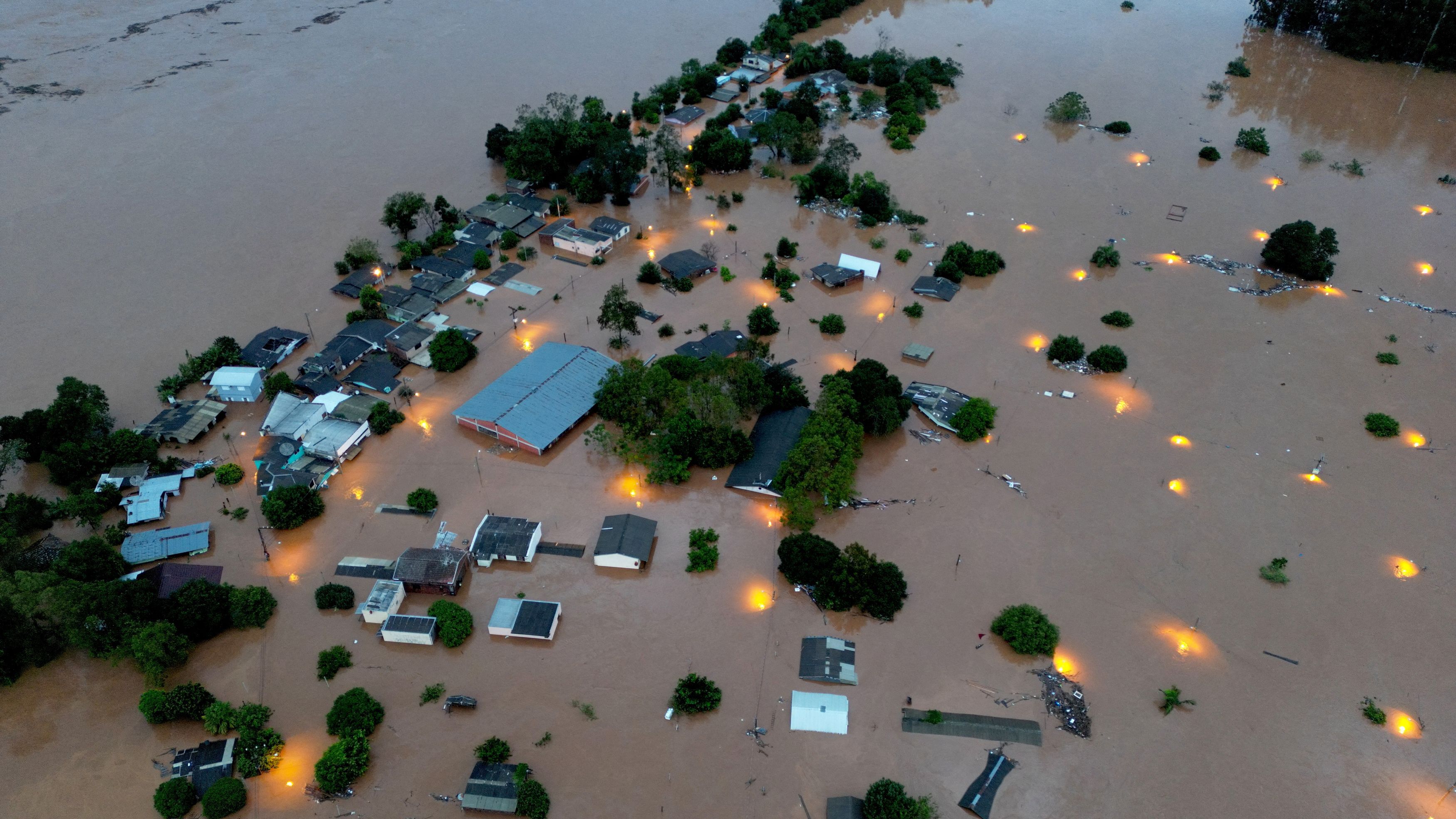 Fuertes Lluvias En El Sur De Brasil Dejan Al Menos 29 Muertos