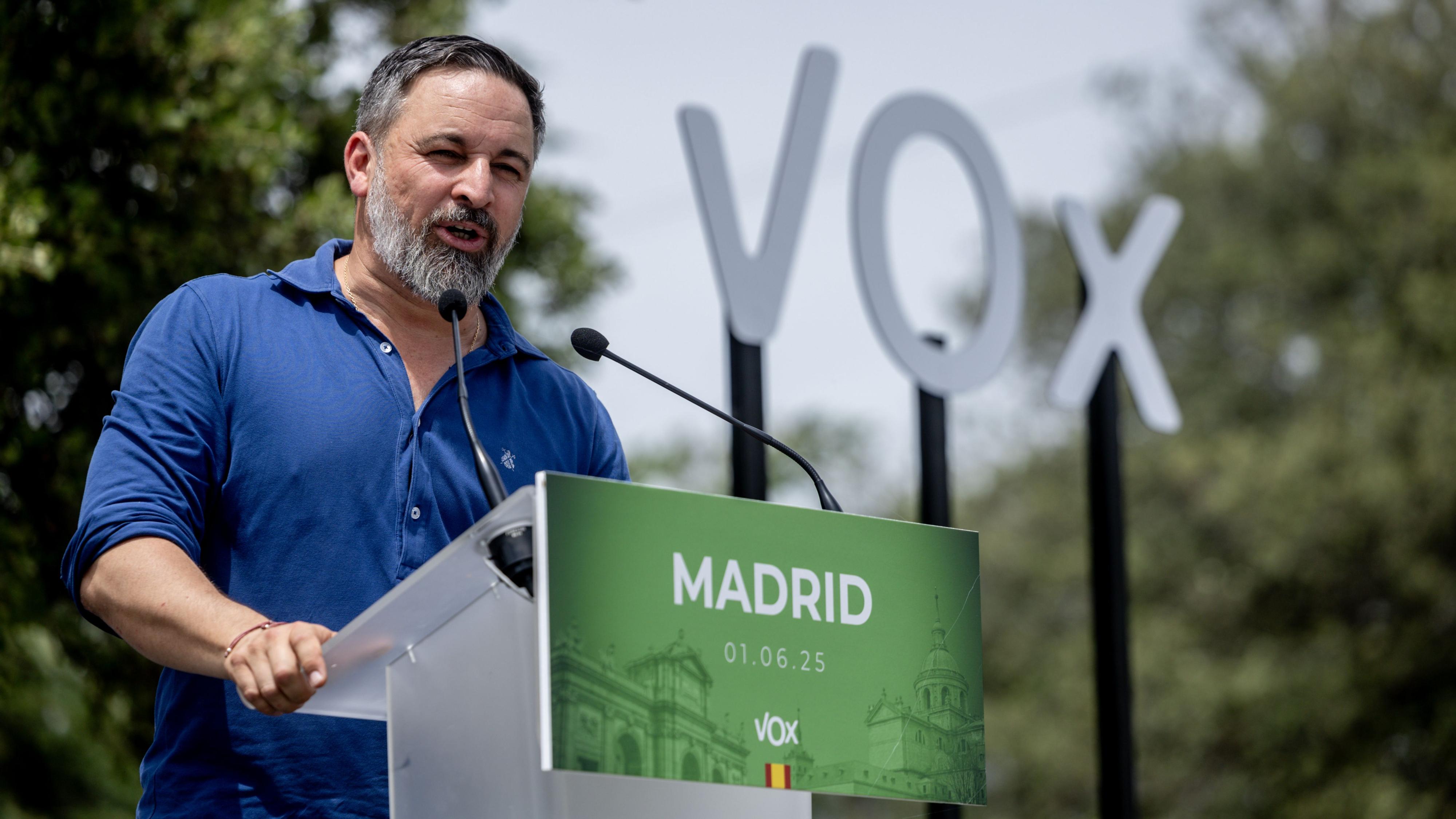 Abascal exige al PP que aísle a Sánchez en Bruselas