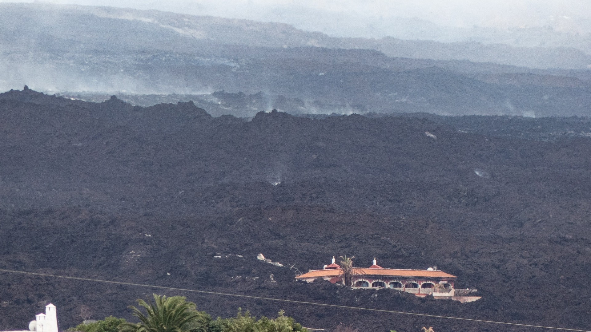Al acabar la erupción la desgasificación de las coladas seguirá