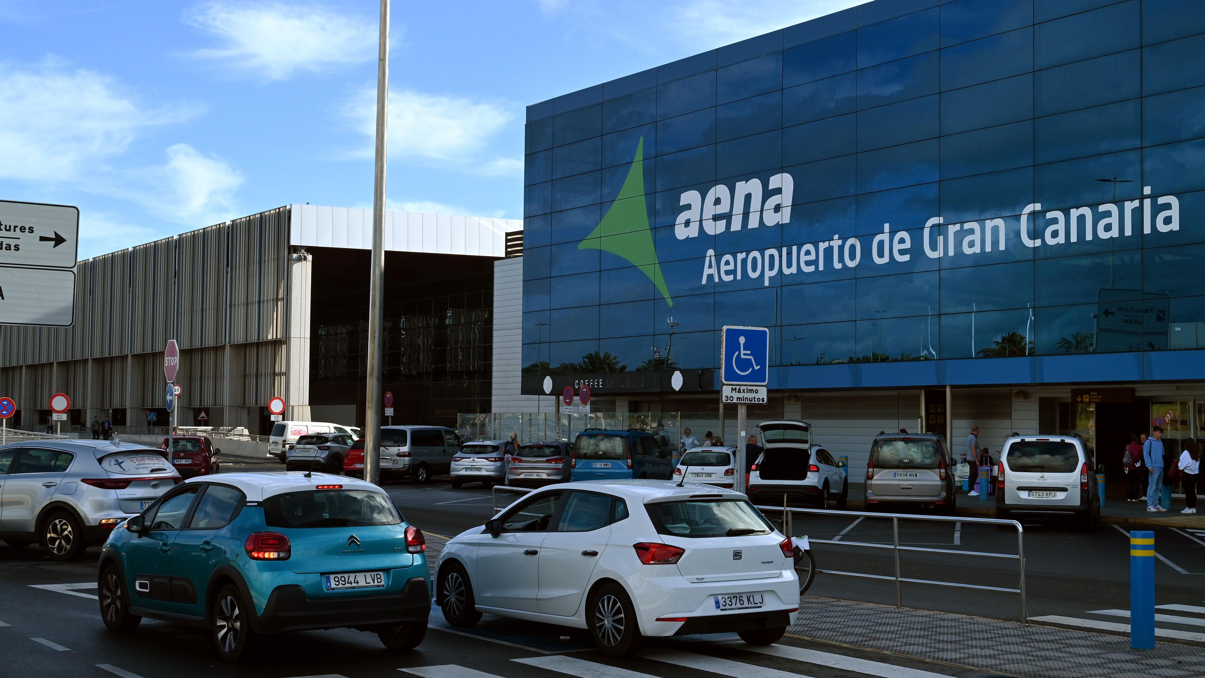 Aena defiende su modelo de gestión integrada