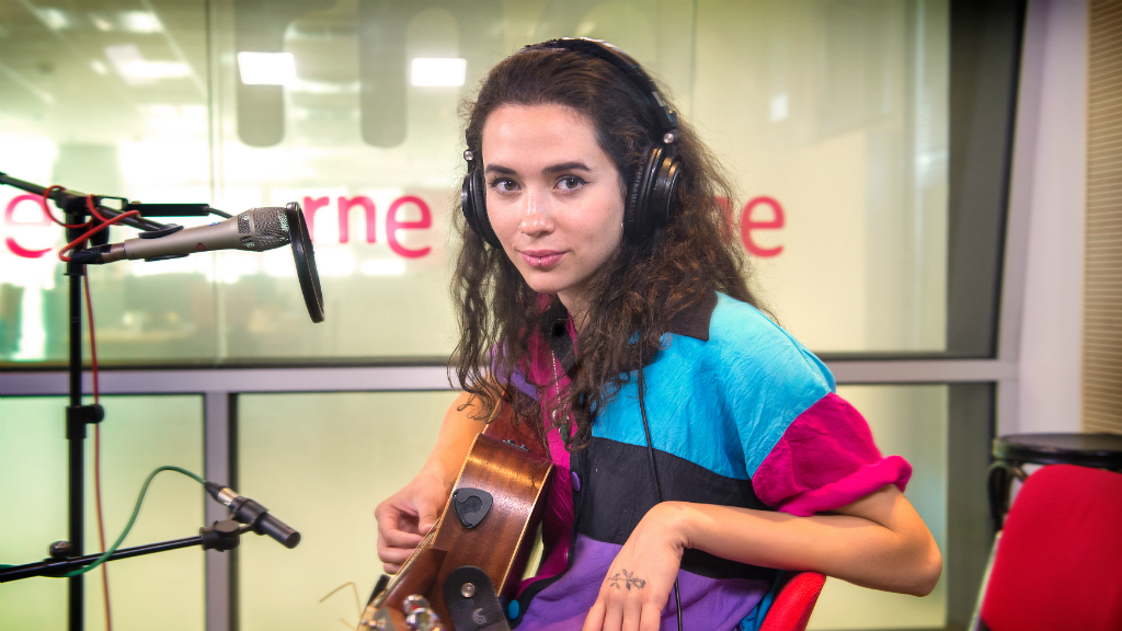 Alice Wonder, la voz que te anima a explotar tu talento oculto