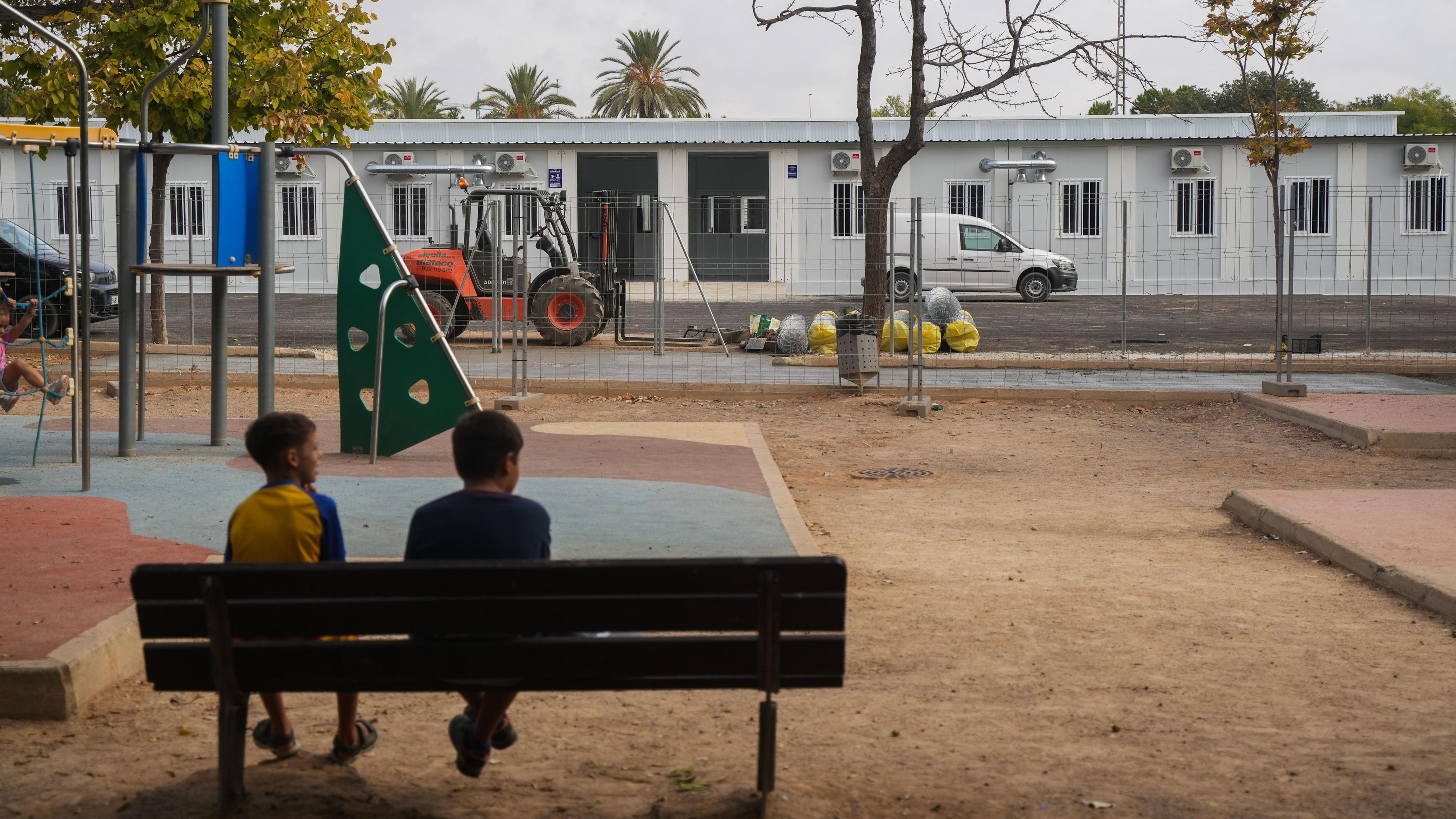 3.000 alumnos inician el curso en aulas prefabricadas