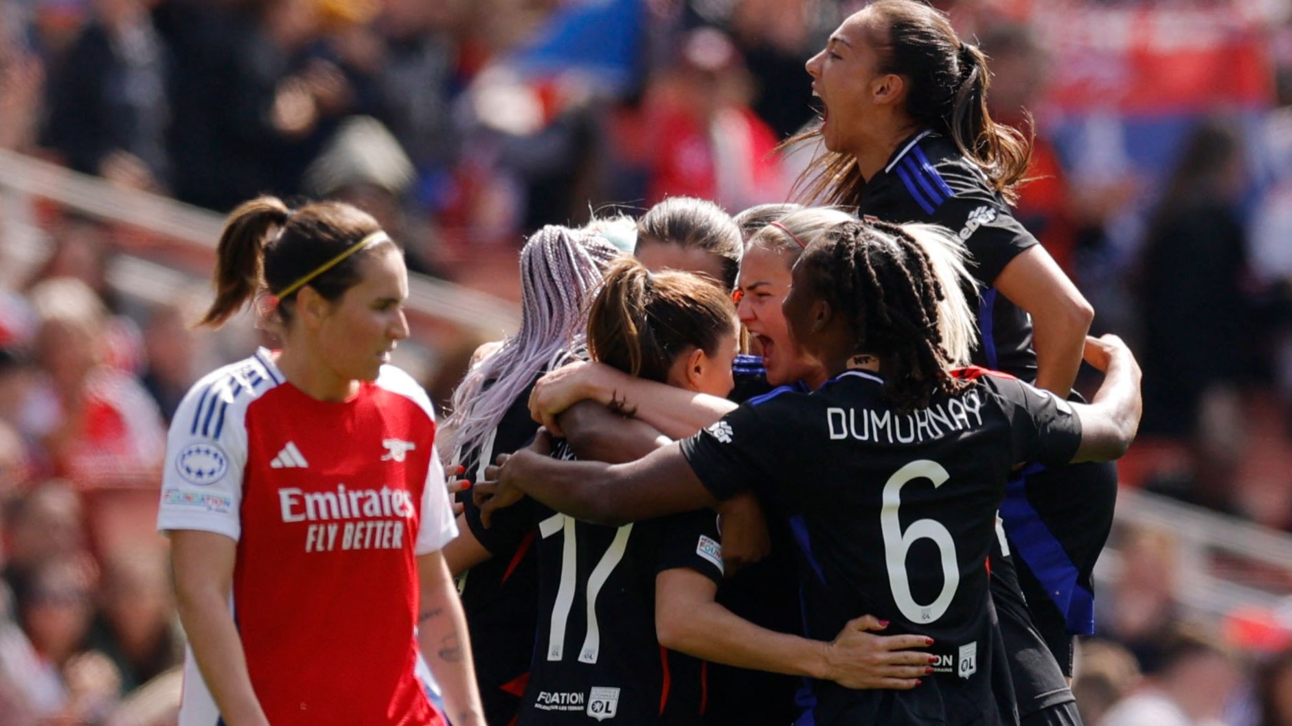 Champions (F) | El Lyon gana al Arsenal (1-2) en la ida de semifinales