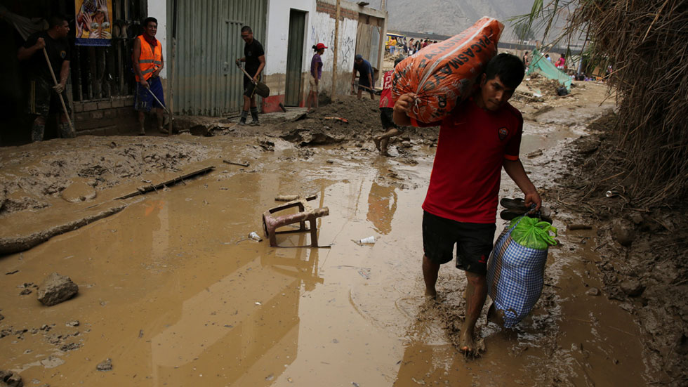 Aumentan A 75 Los Muertos Y 100 000 Los Damnificados Por Las