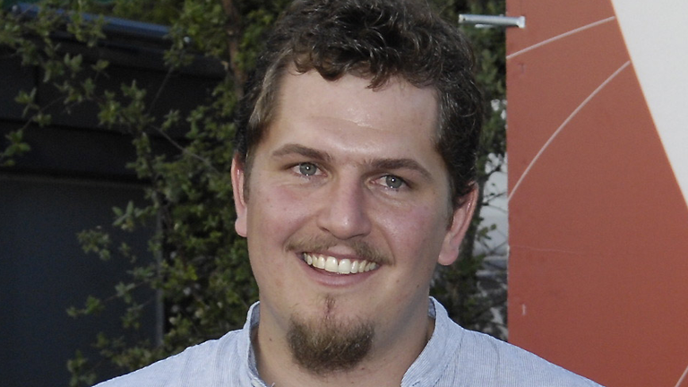 Ben Clark, premio El Ojo Crítico de RNE de Poesía por su obra 'La fiera'