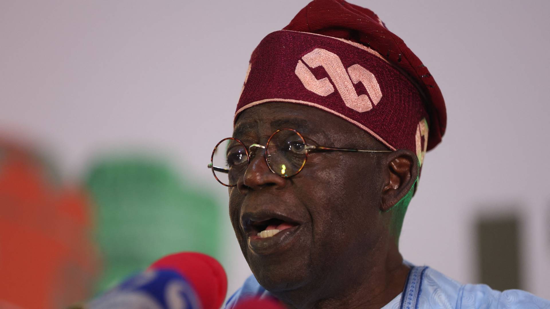 Elecciones en Nigeria: El candidato gubernamental Bola Tinubu se ...