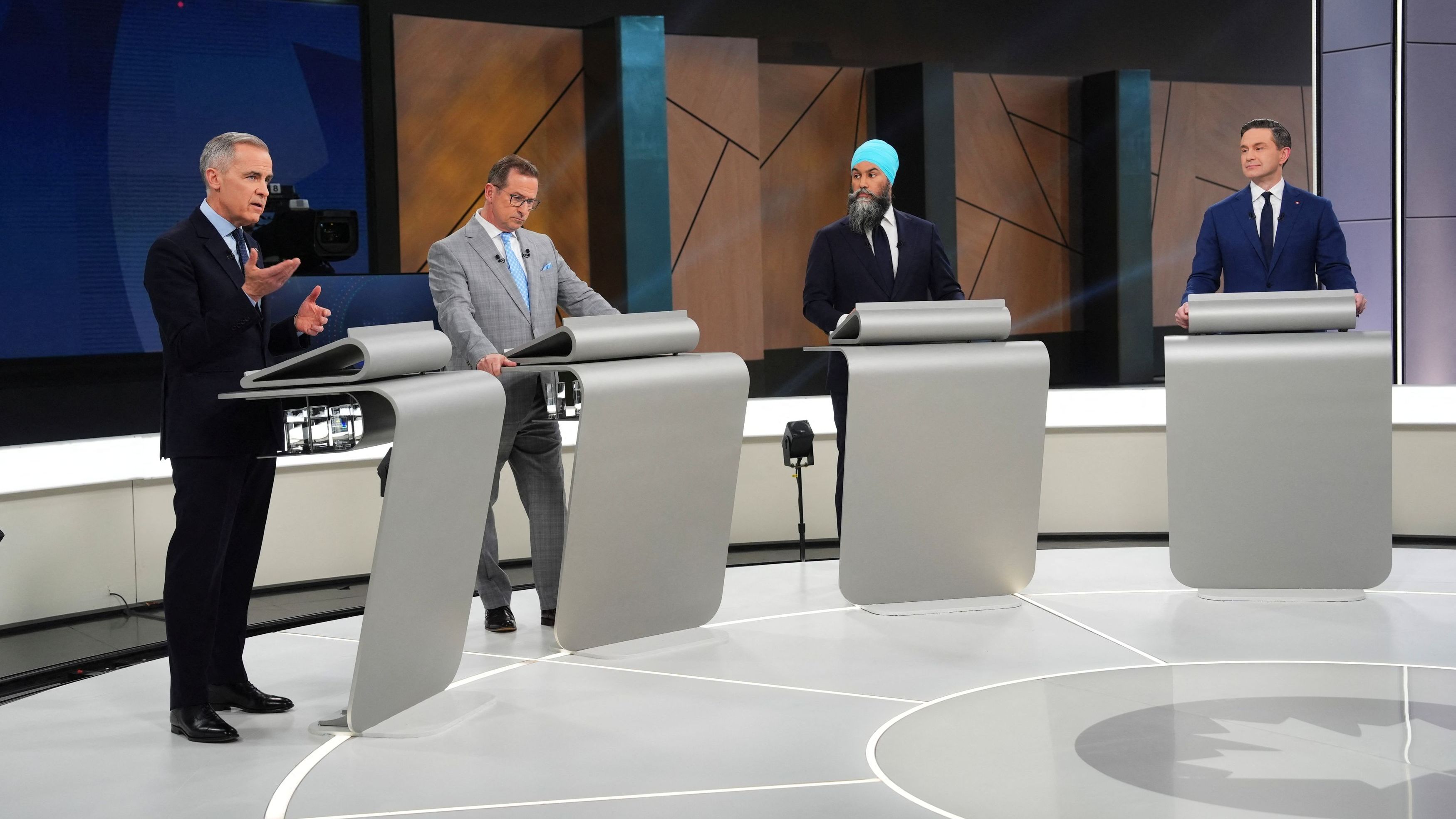 Canadá celebra su primer debate electoral