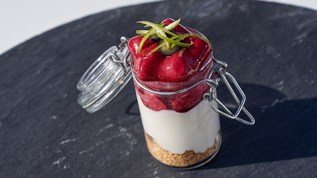 MasterChef Celebrity 8: Mini cheescake con espuma de frutos