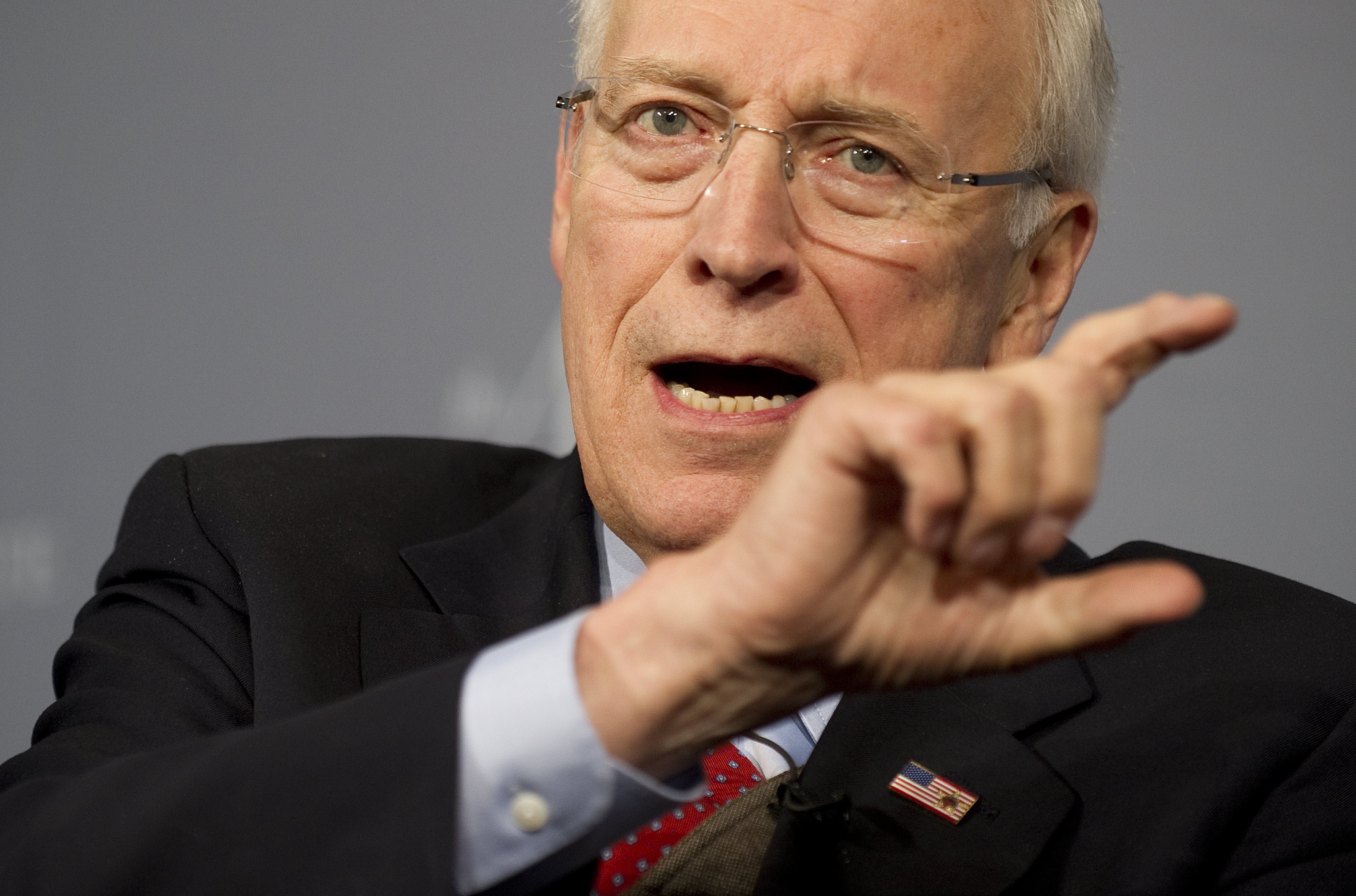 Cheney defiende a los agentes de la CIA por sus torturas | RTVE