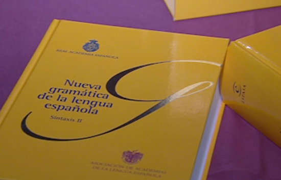 Con la nueva Gramática podemos ir "de gorra", "de fai", "de grolis" o ...