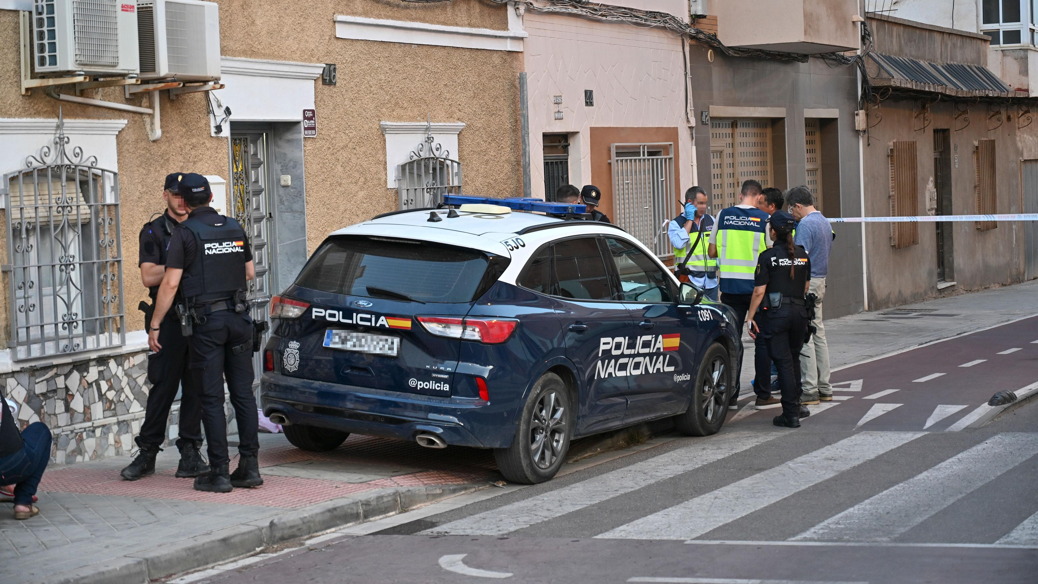 Prisión sin fianza para el acusado de asesinar a su esposa en Almería