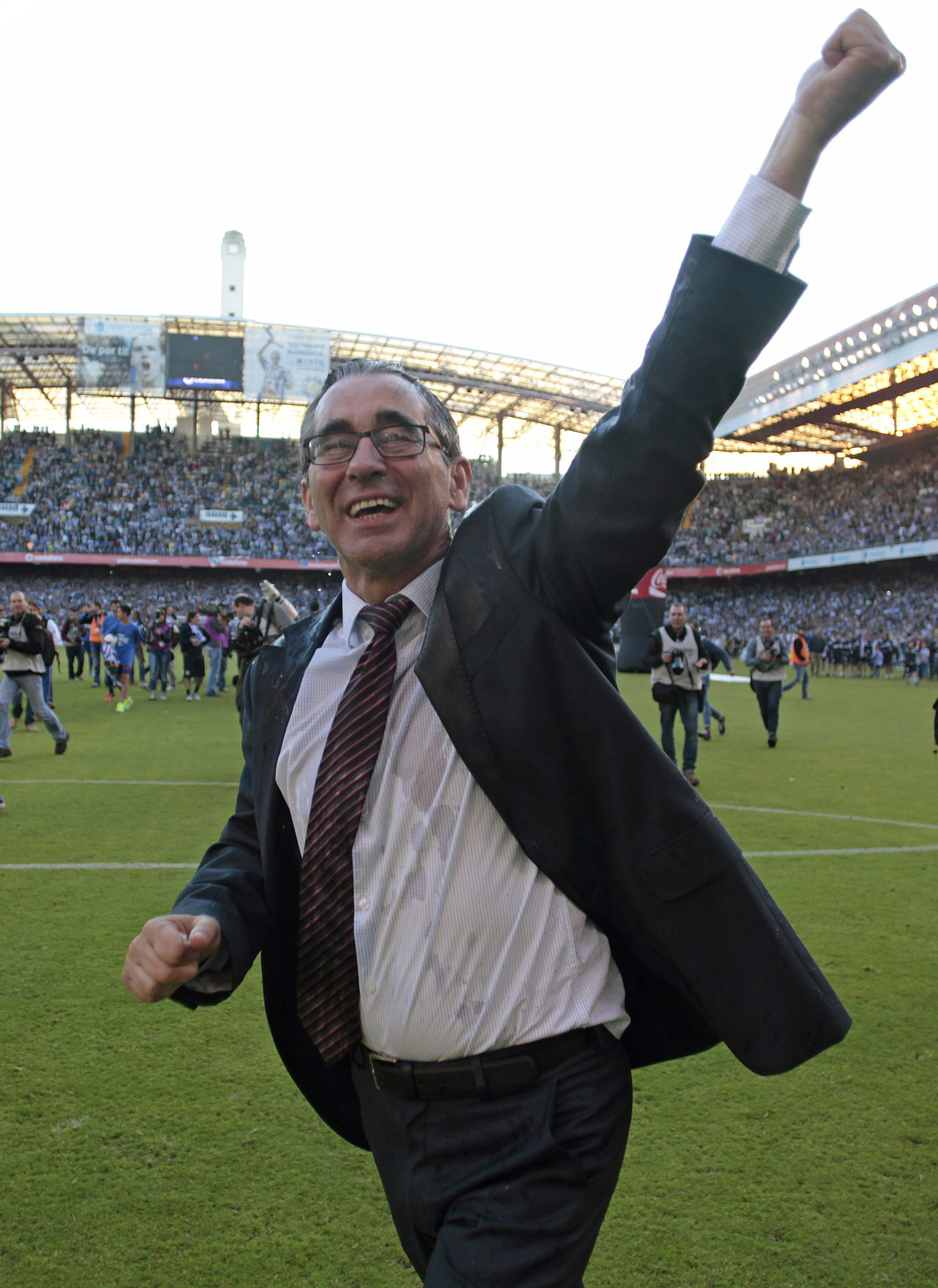 El Deportivo amplía el contrato de Fernando Vázquez hasta 2016