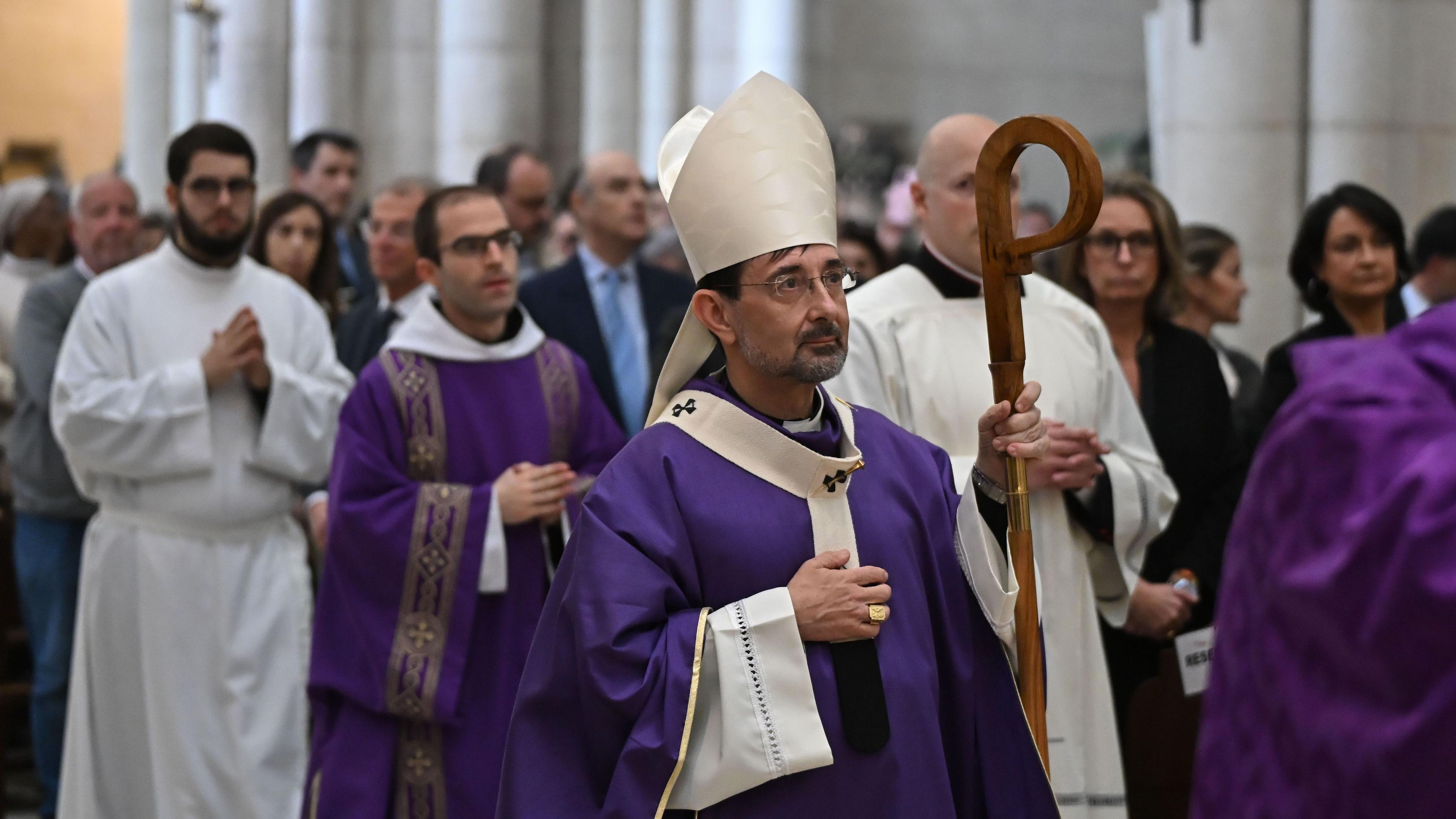 Misa funeral en la Almudena (Madrid) por el papa Francisco