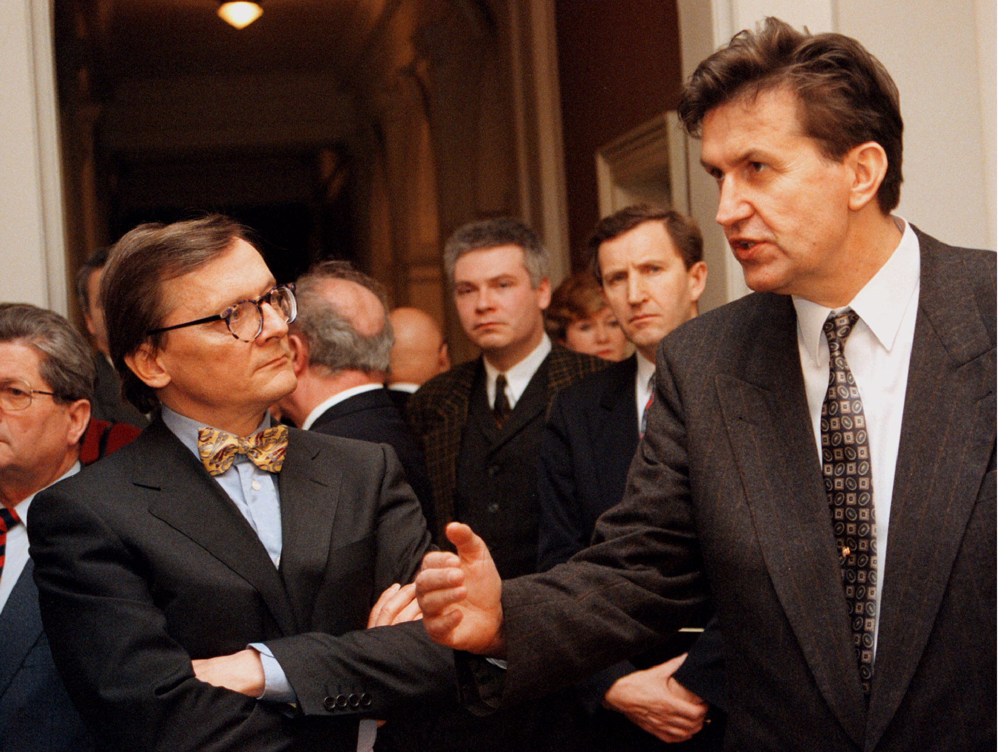 Detienen en Londres al ex presidente bosnio Ganic acusado de crímenes ...