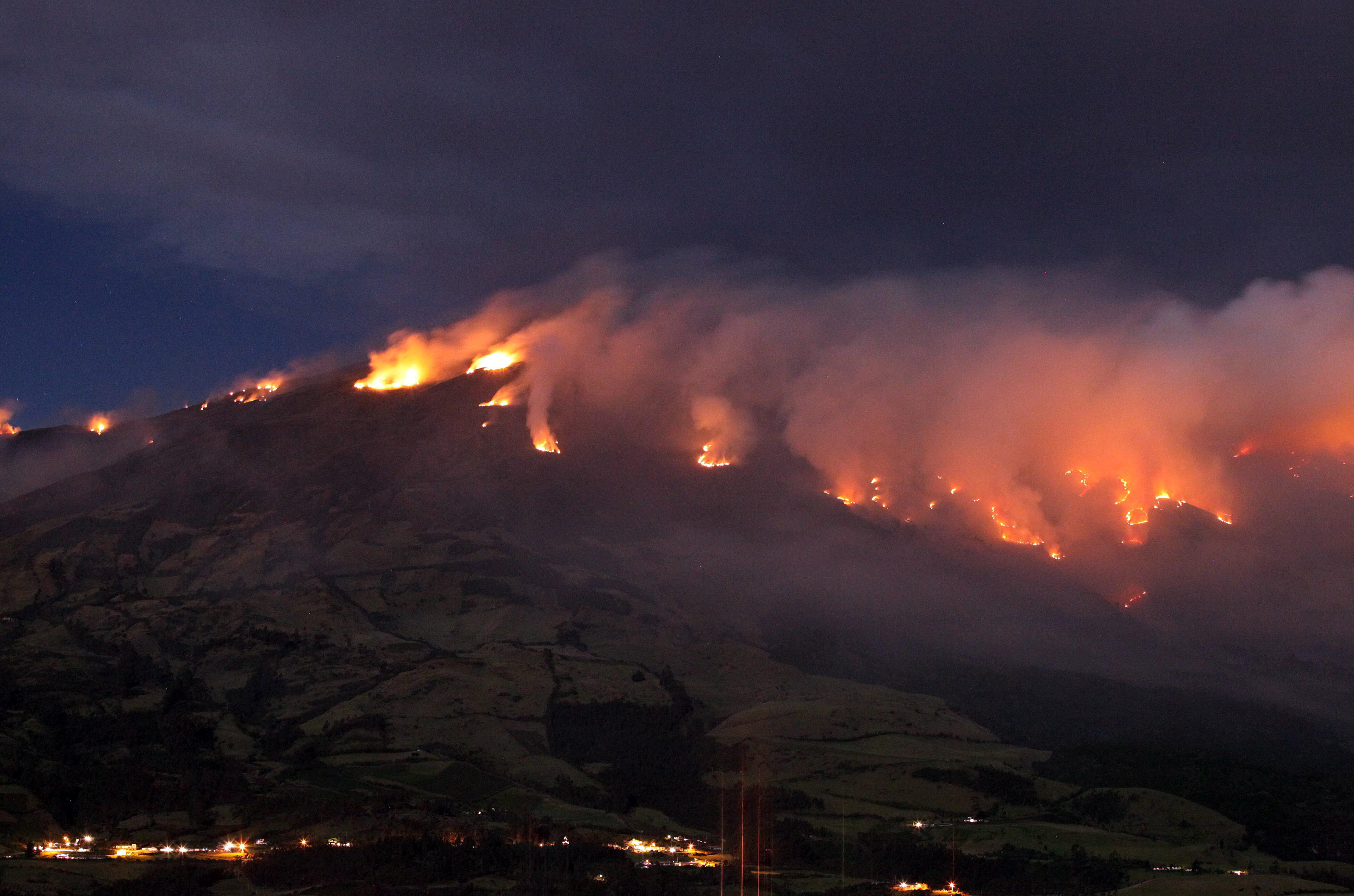 Entra en erupción el volcán colombiano Galeras | RTVE.es
