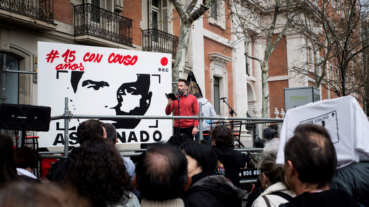 Familiares, compañeros y amigos del cámara José Couso l RTVE