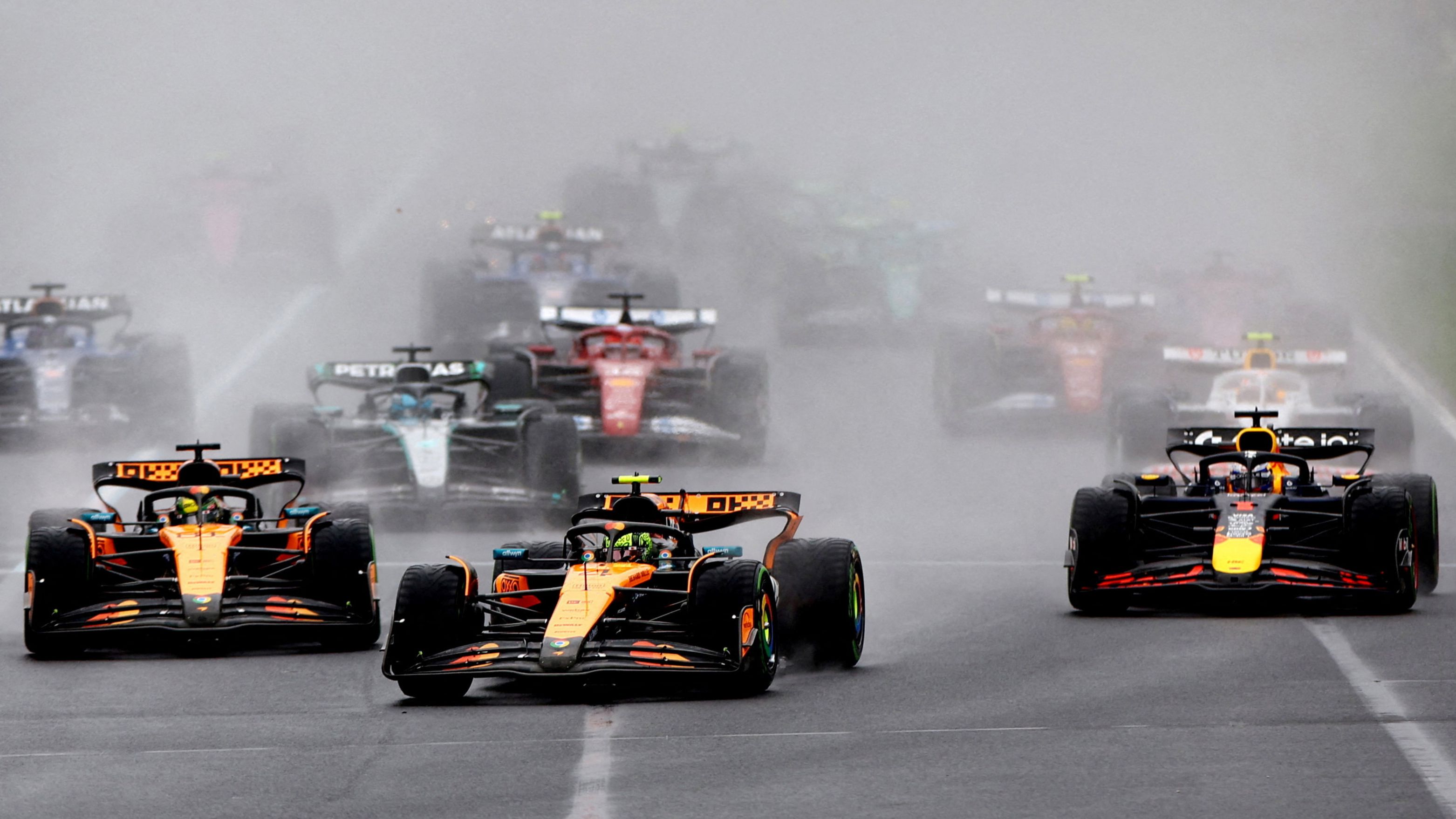 Lucha final de la F1 entre Norris, Verstappen y Piastri