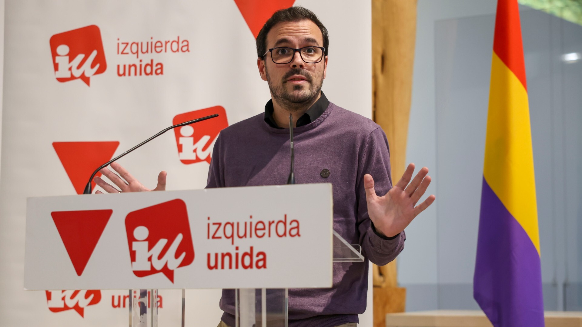Garzón afirma en su despedida que IU será "imprescindible"