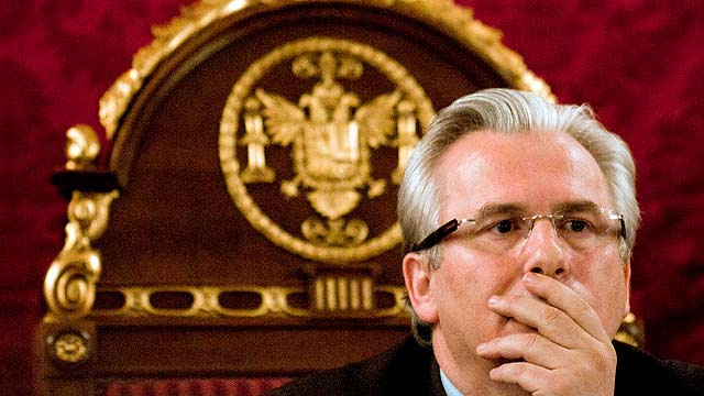 Garzón ve precipitada la apertura de juicio - RTVE.es