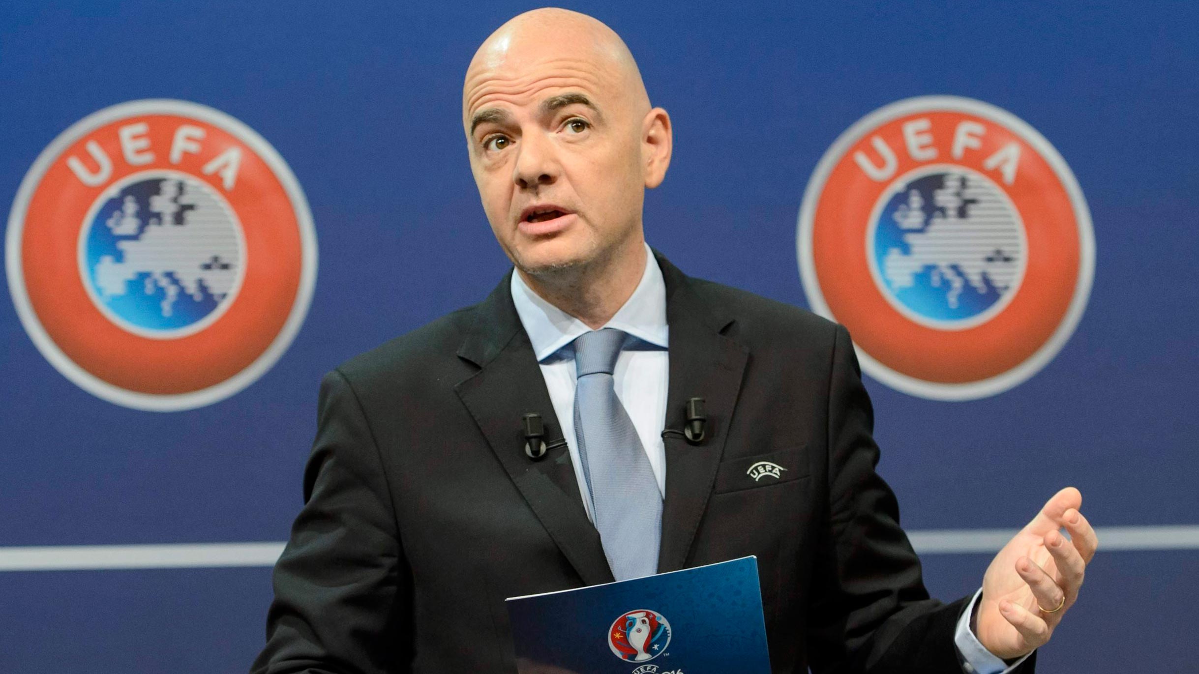 FIFA: La UEFA presenta a Gianni Infantino como candidato a la ...