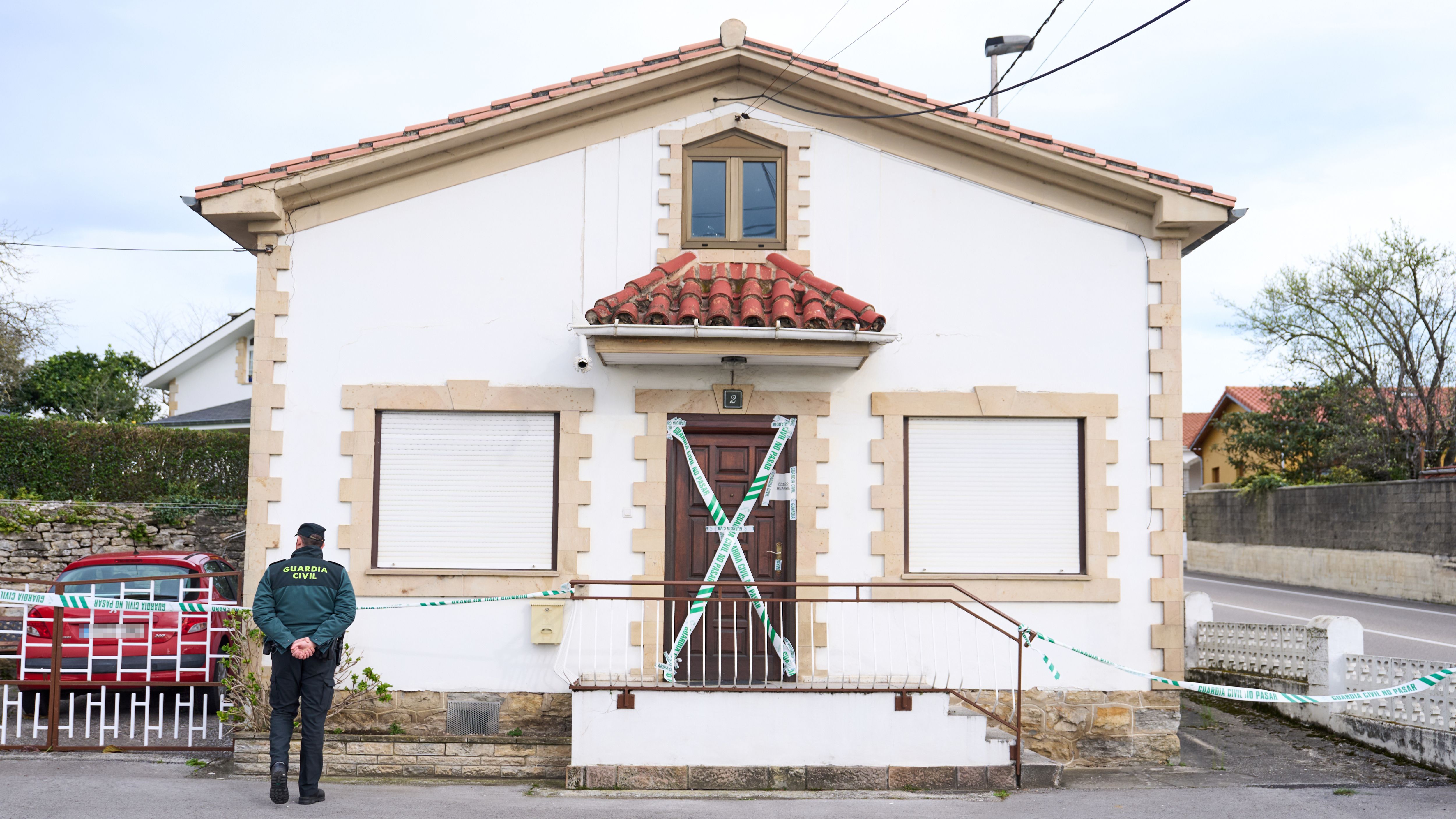 Un hombre estrangula a su madre y después se suicida en Cantabria Un hombre estrangula a su madre y después se suicida en Cantabria