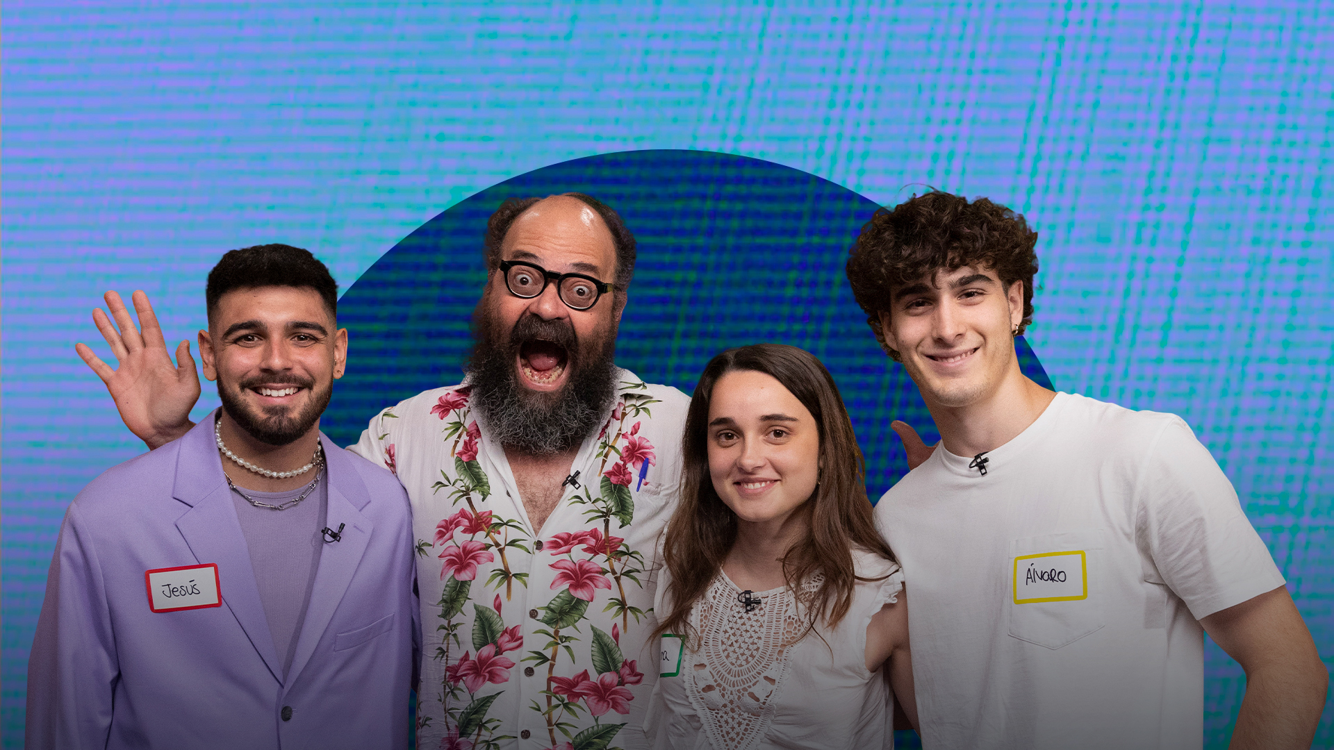 Ignatius Farray: El sistema nos quiere entretenidos y consumiendo