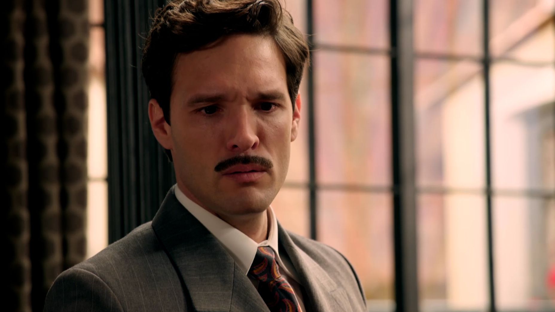 La Moderna: Íñigo descubre toda la verdad sobre su padre