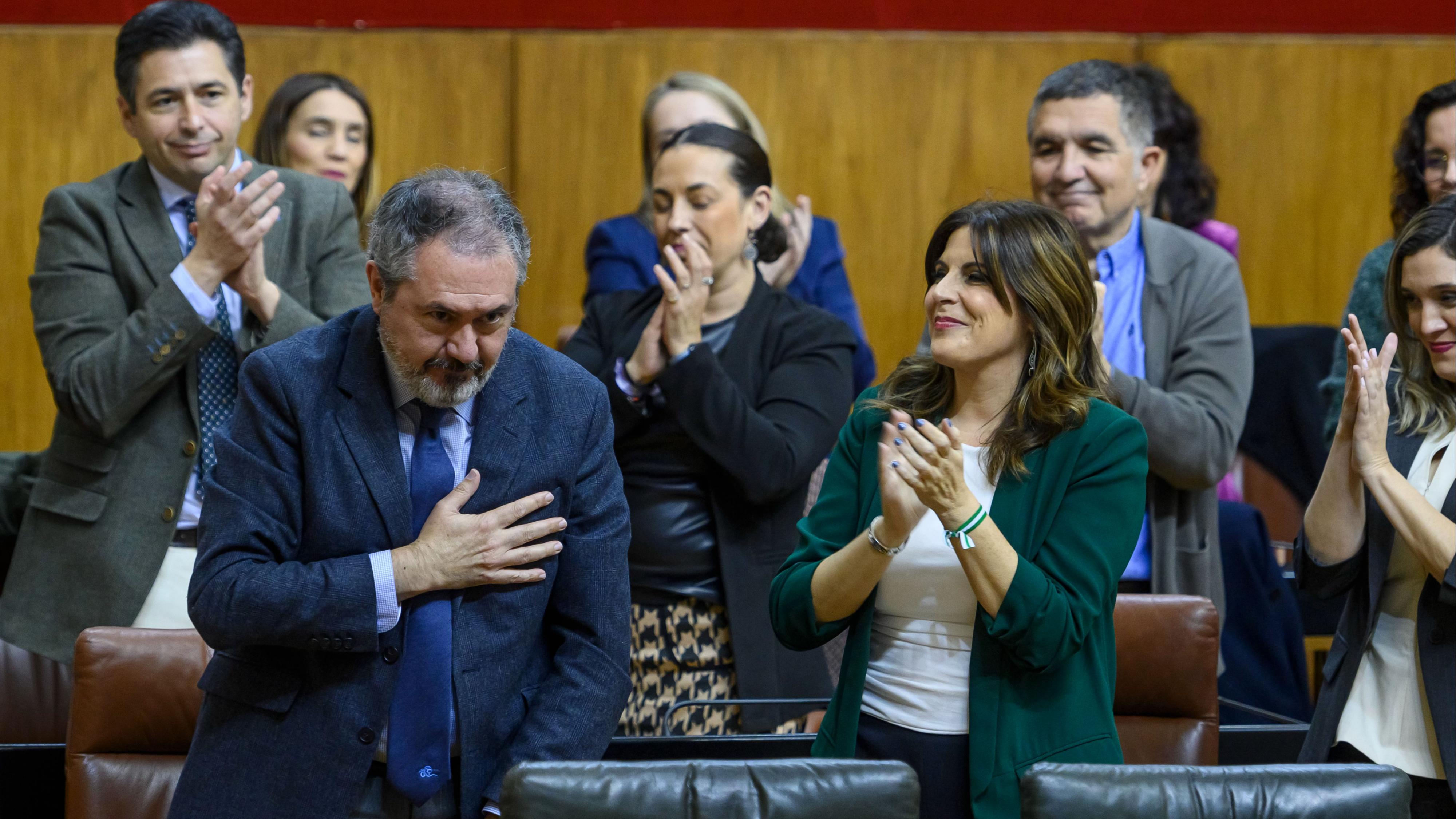 Espadas renuncia al acta de diputado del Parlamento andaluz y seguirá ...