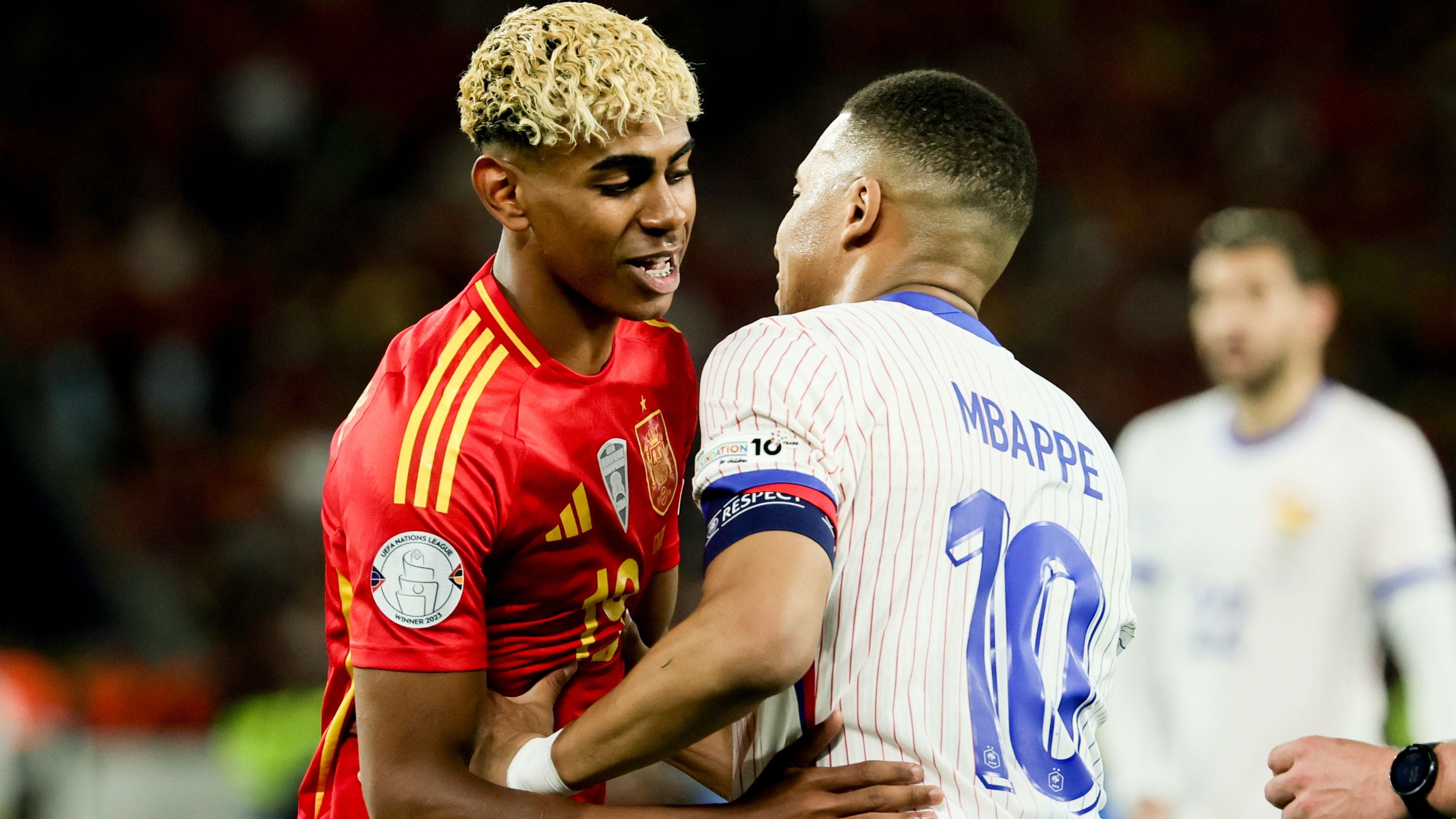 Lamine Yamal adelanta a Dembelé y Mbappé por el balón de oro