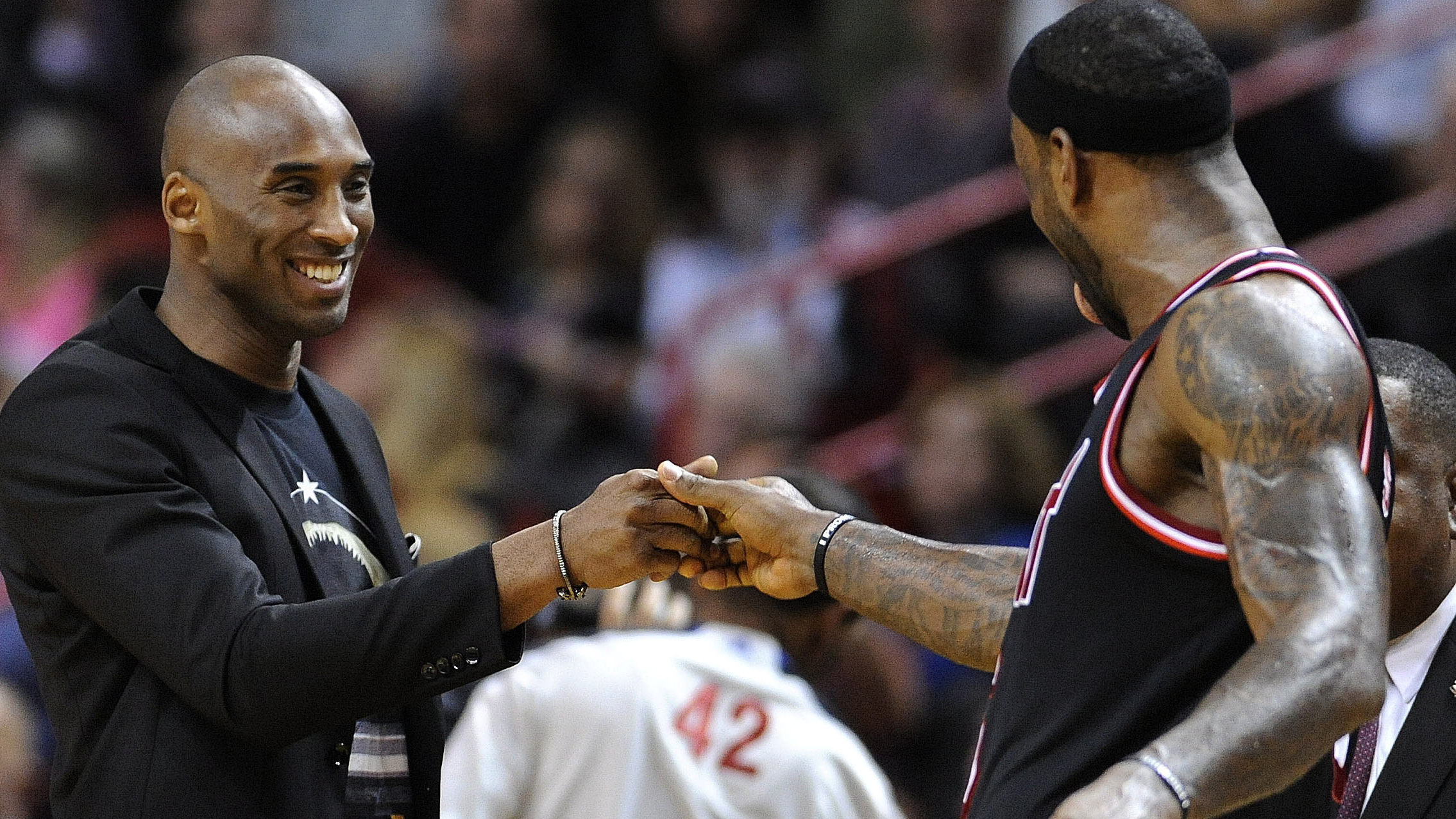 LeBron James promete continuar el legado de Kobe Bryant | RTVE