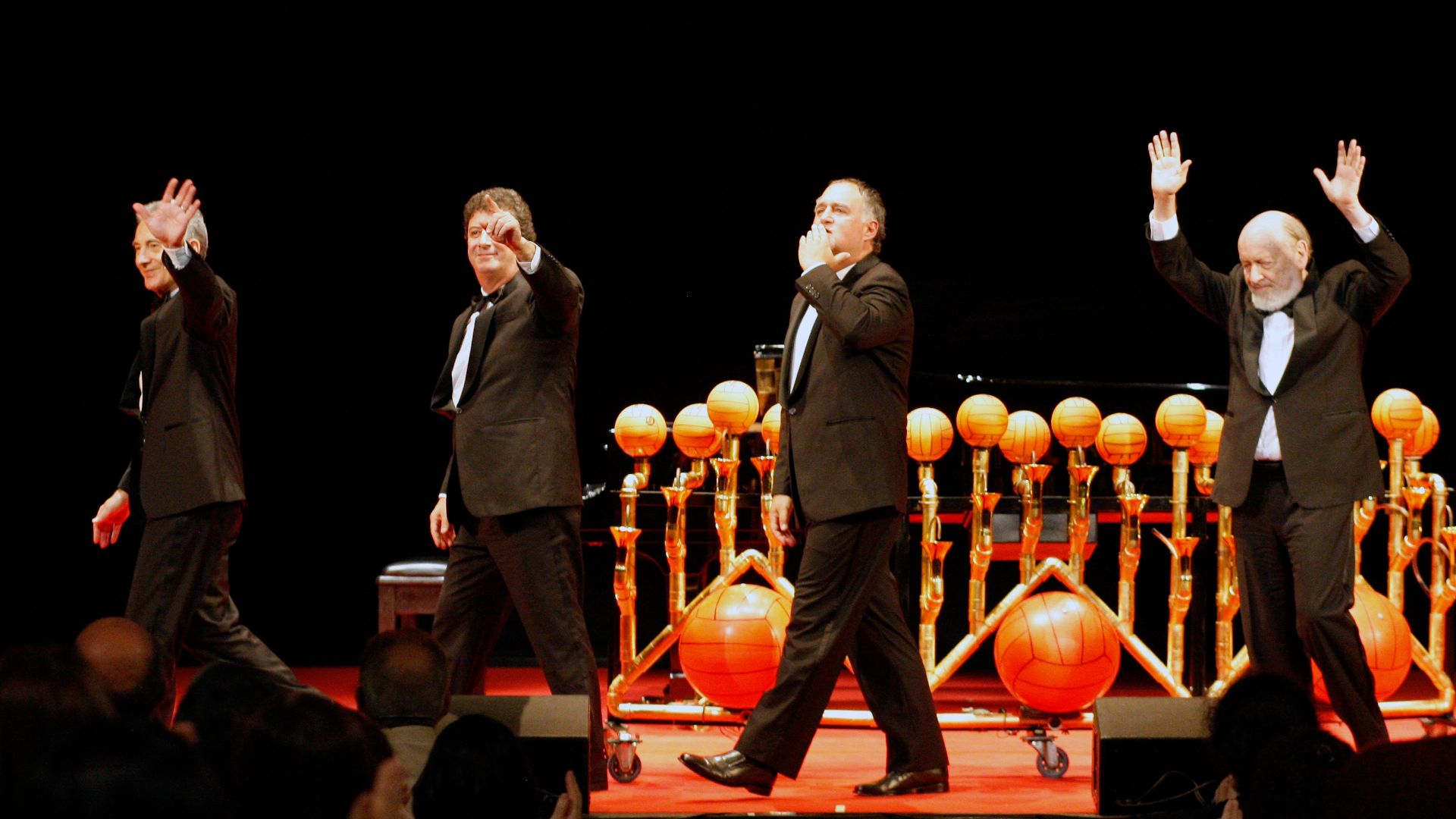 Les Luthiers anuncian su Les Luthiers anuncian su
