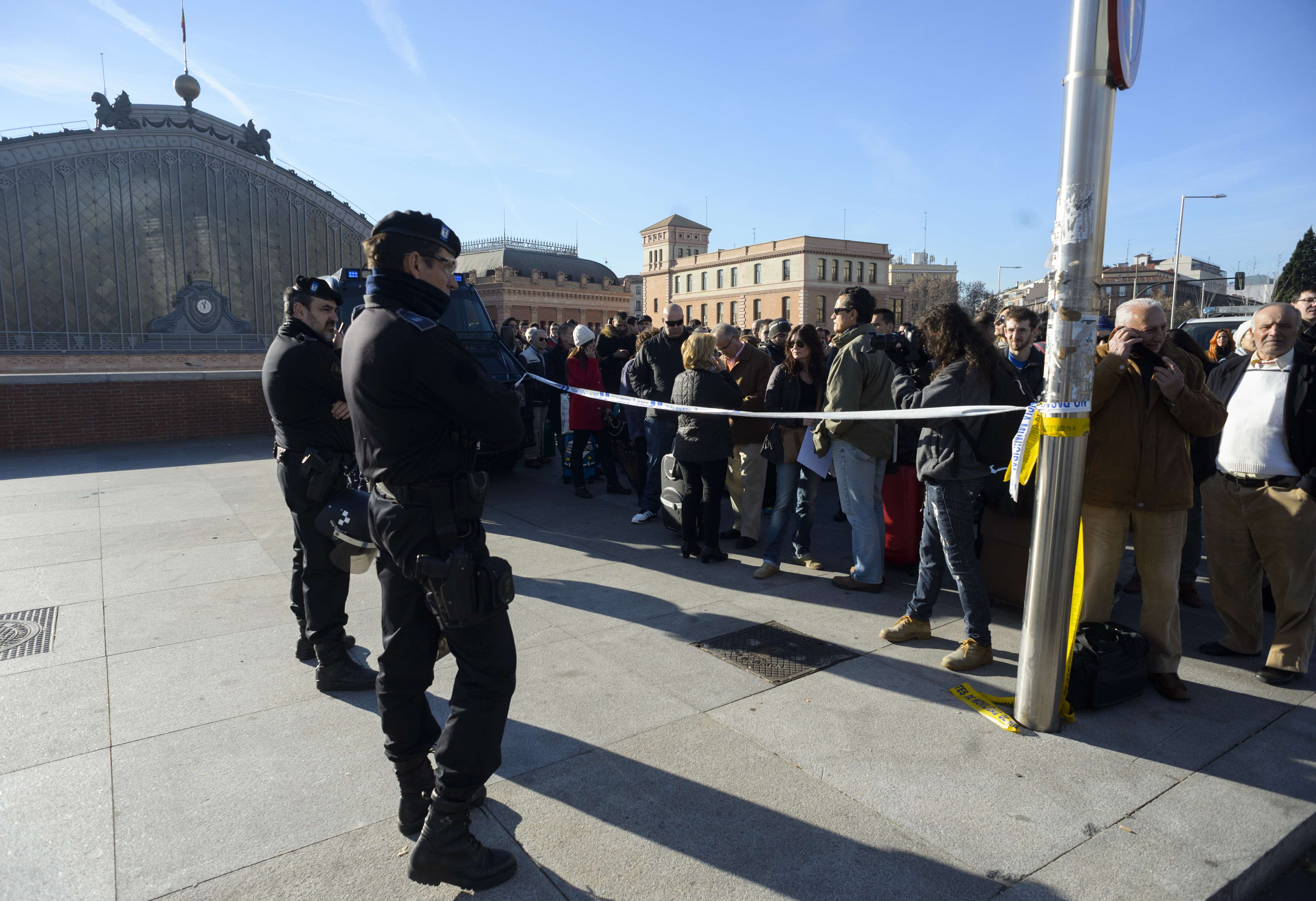 En libertad el joven que desató la alarma en Atocha al amenazar con ...