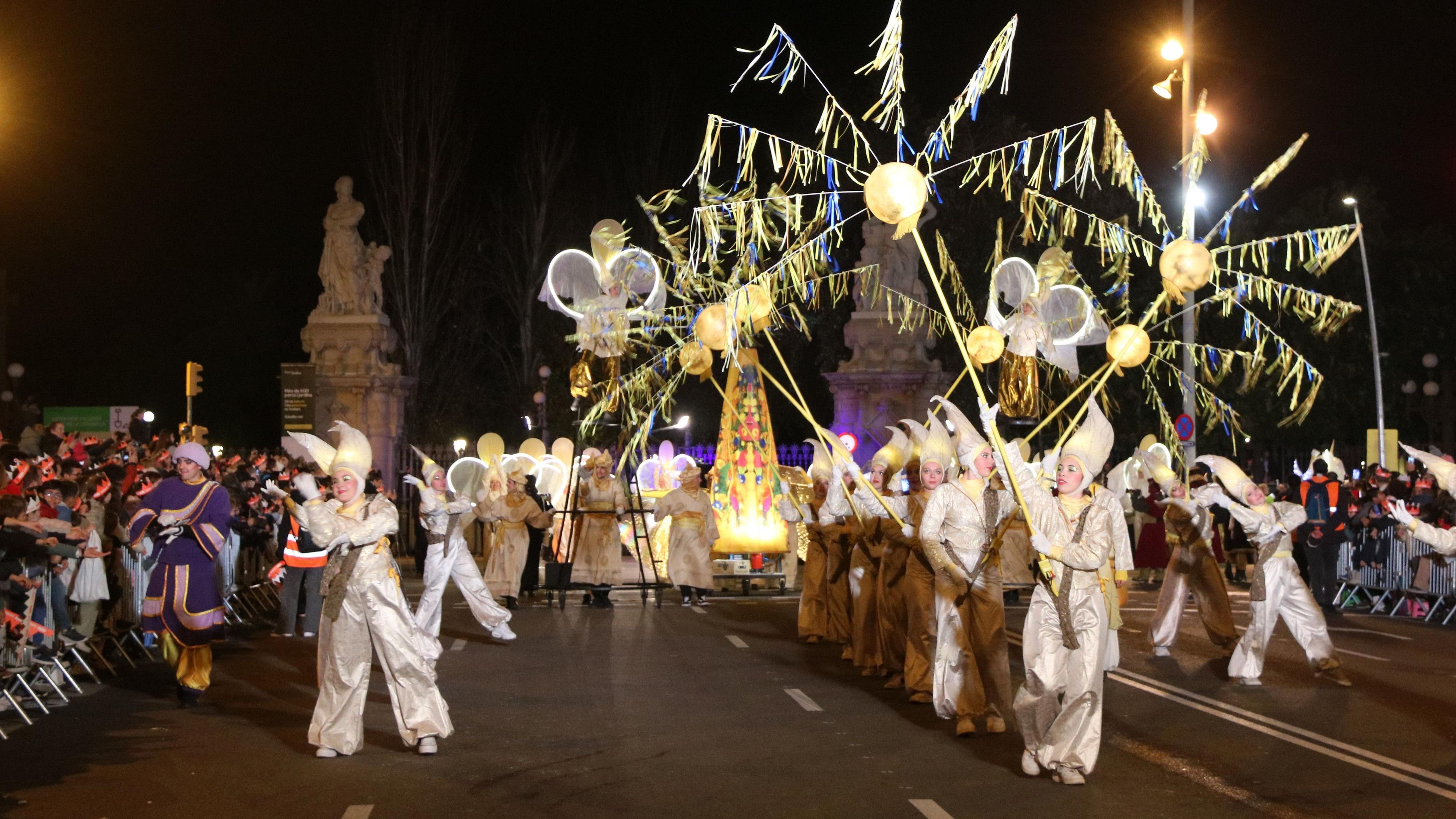 La màgia dels Reis d'Orient captiva Barcelona