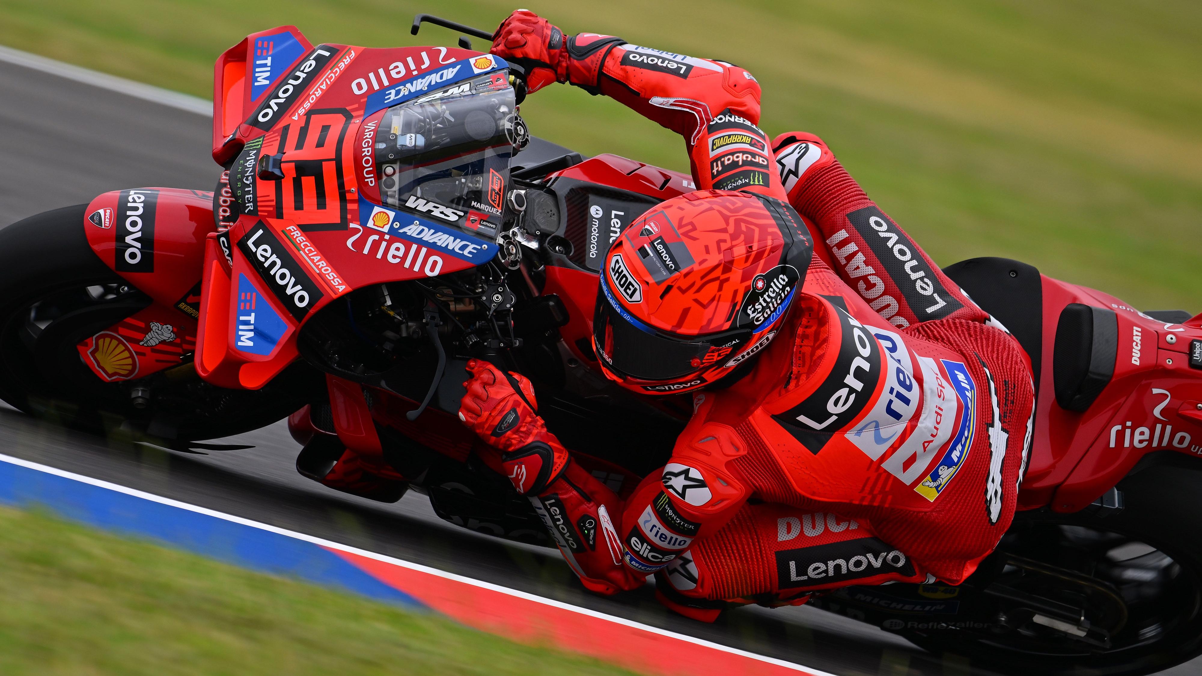 Marc Márquez logra la 'pole' en el GP de Argentina con récord