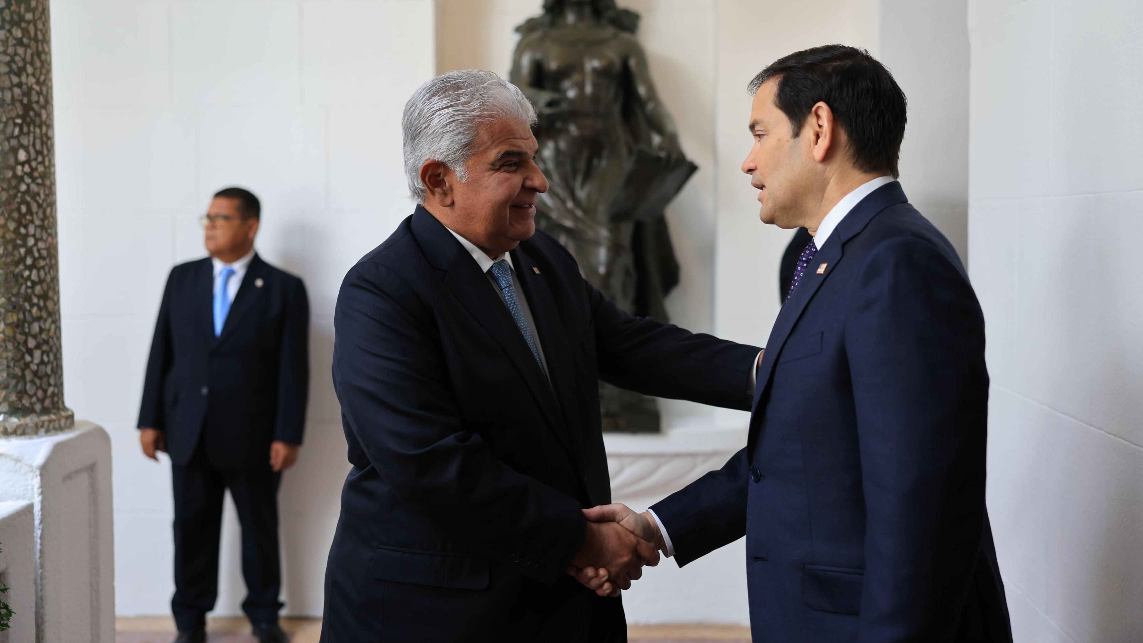 Rubio y Mulino se reúnen en plena disputa por el canal de Panamá