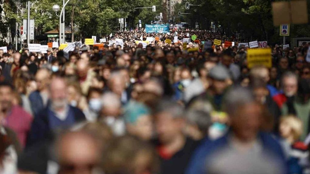 La migració impulsarà el creixement de població a Catalunya fins al 2034