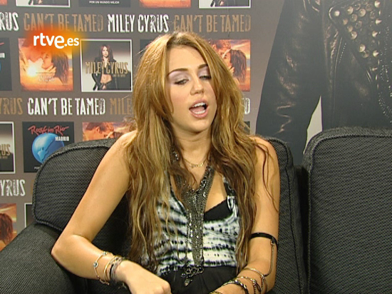 Miley Cyrus: "Can't Be Tamed no va contra Disney" | RTVE.es