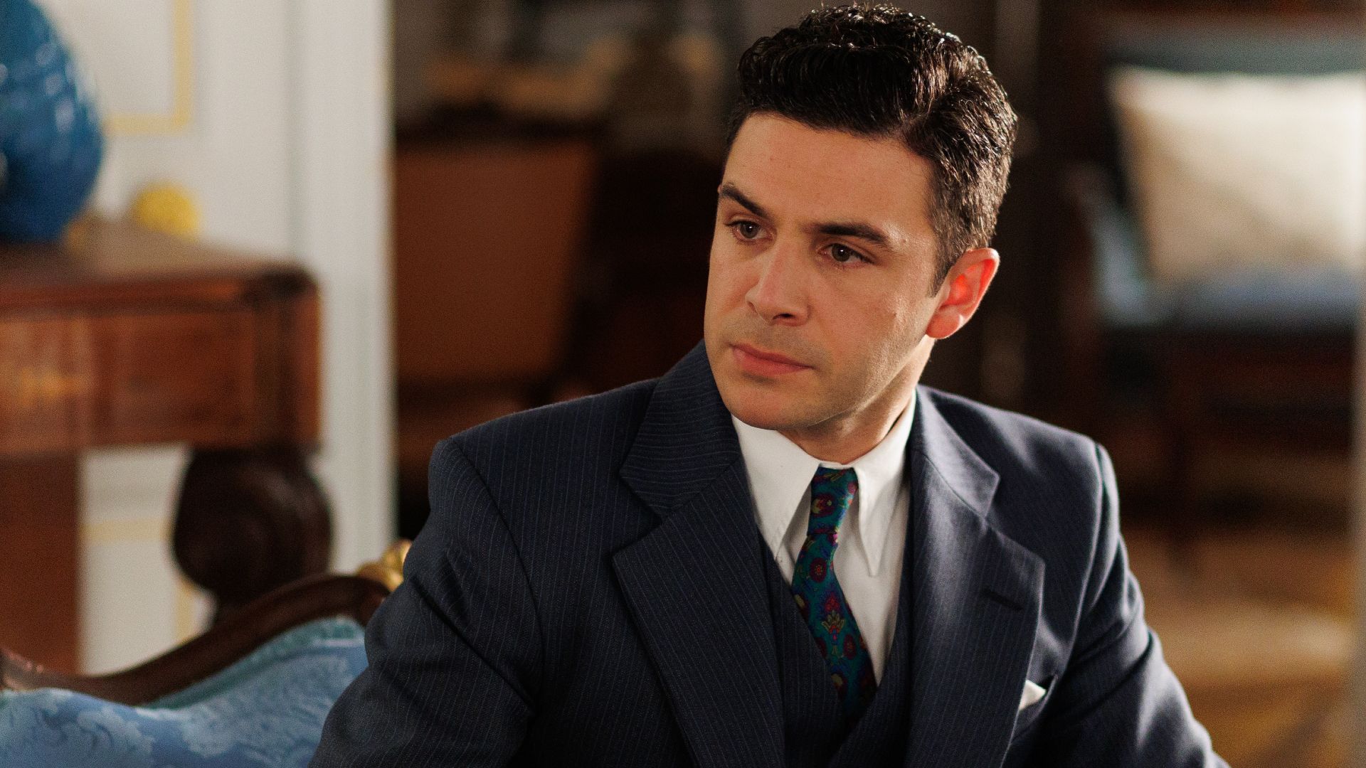 Iván descubre que Rodrigo y él son hermanos