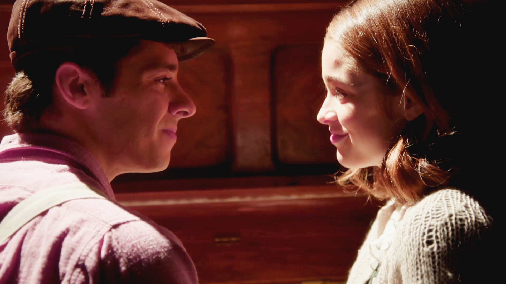 Así ha sido el primer beso de Emilio y Luisa
