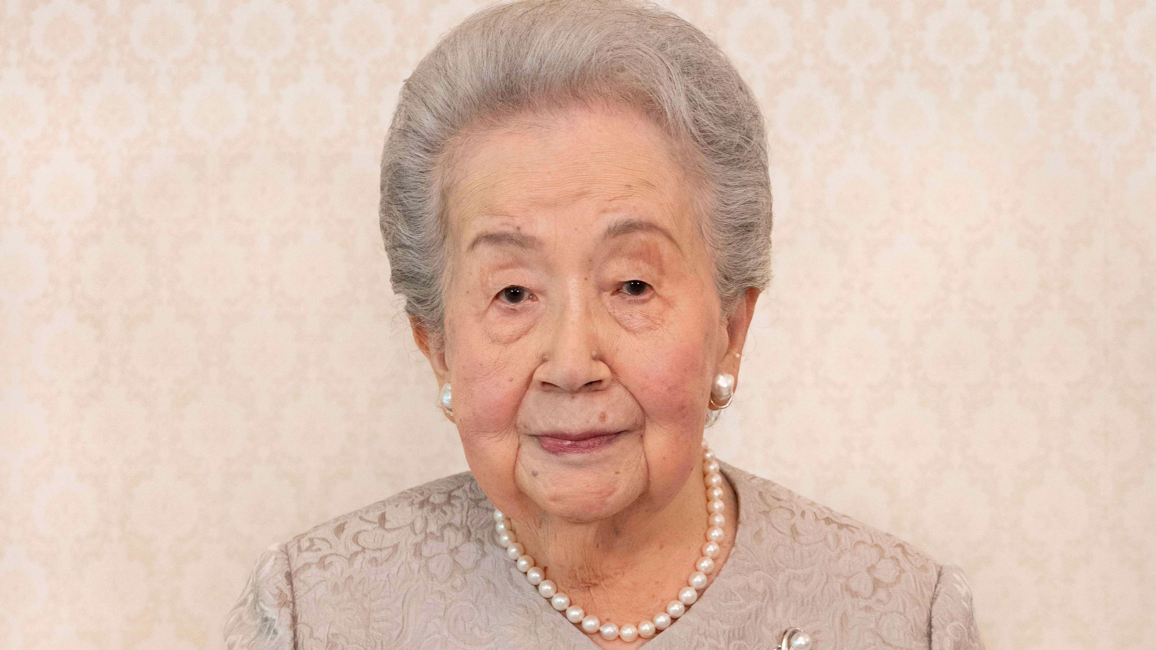 Muere a los 101 años la princesa Yuriko en Japón