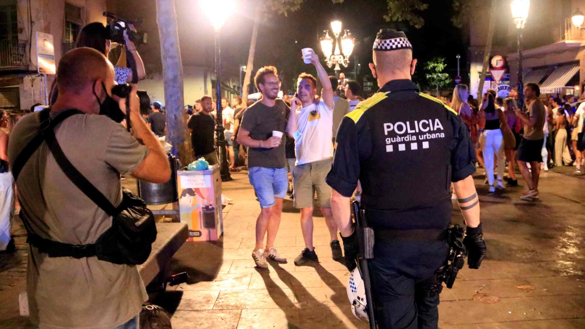 Toc de queda a 158 municipis de Catalunya