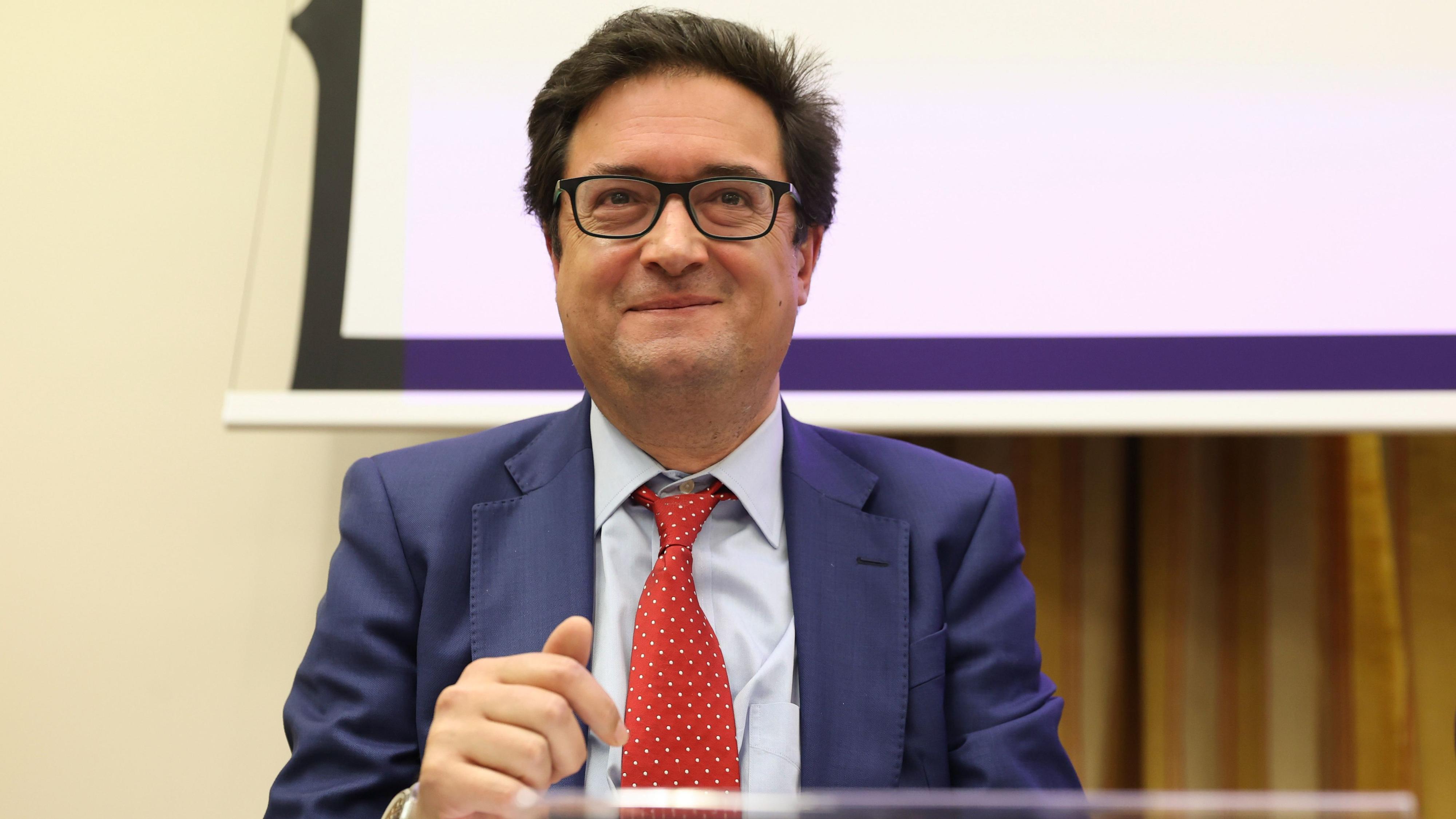 Así es Óscar López, nuevo ministro de Transformación Digital