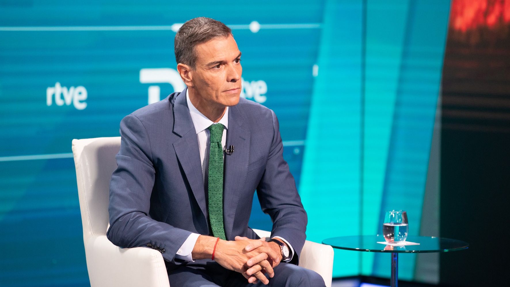 Pedro Sánchez, su entrevista a Pepa Bueno en 8 frases | Telediario