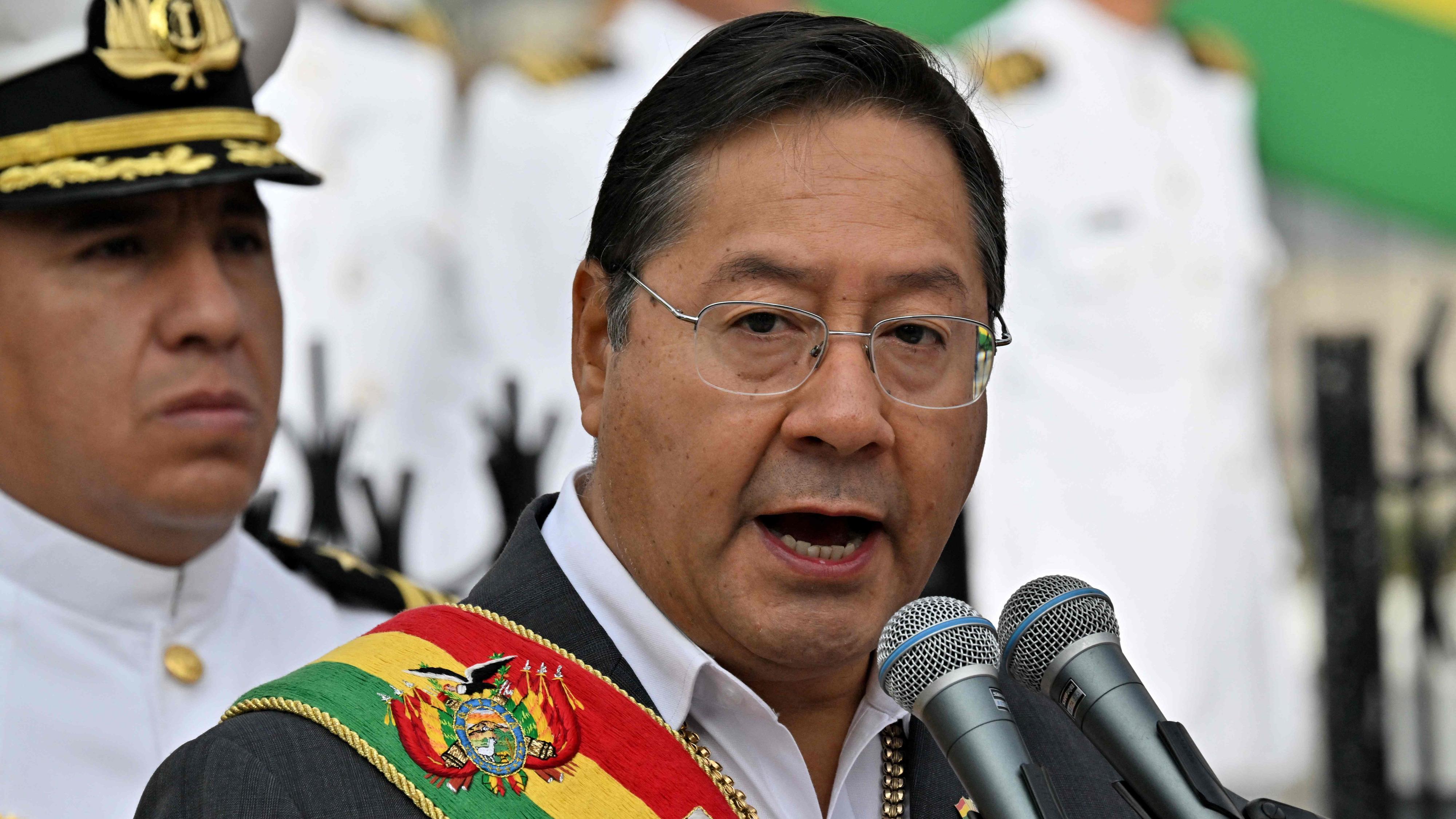 El presidente de Bolivia, Luis Arce, es expulsado de su partido