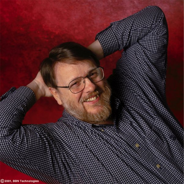 Ray Tomlinson, el hombre que salvó la arroba | RTVE.es