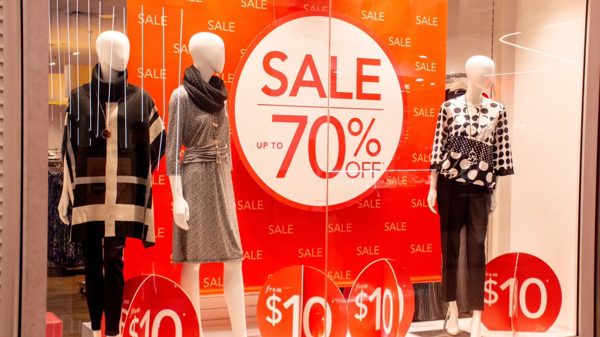 Rebajas en España: ¿cómo llegaron? ¡Descubre el origen!