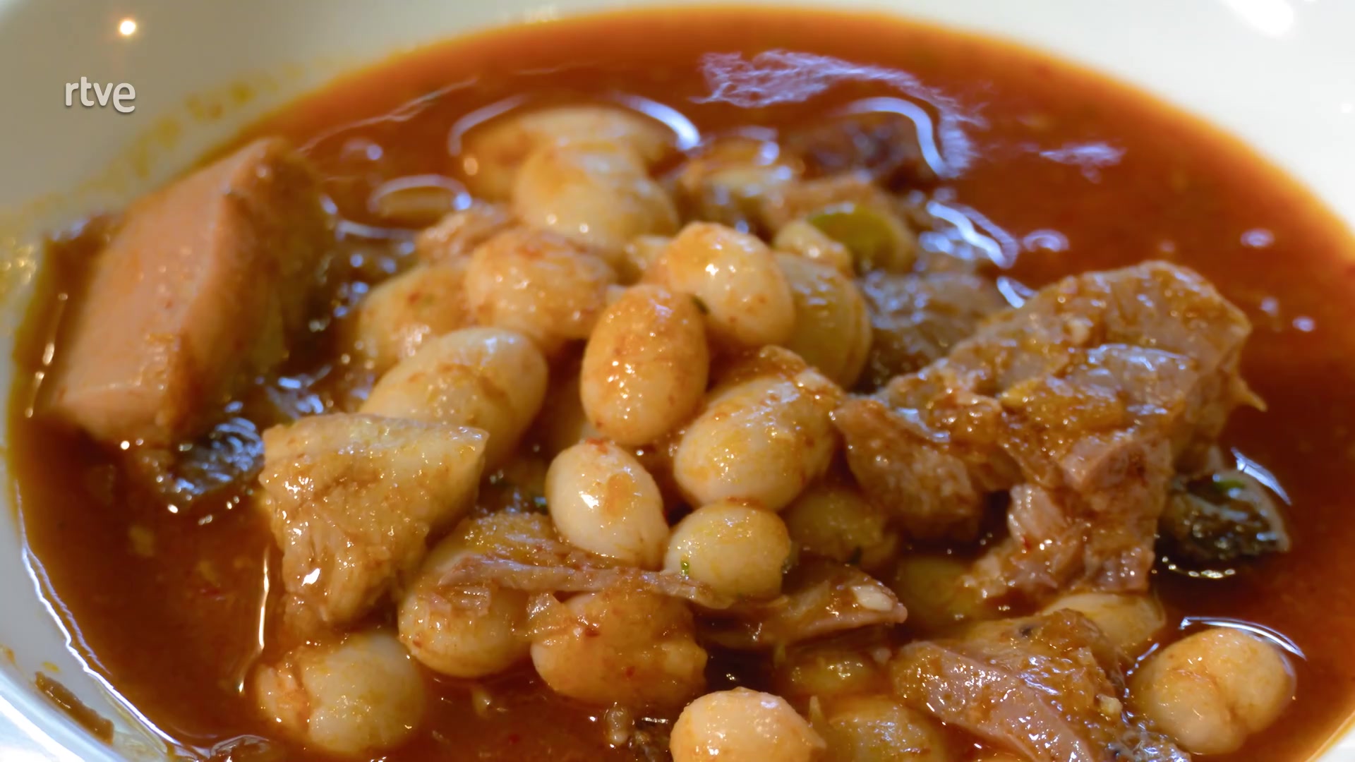 Receta de alubias blancas con oreja, morro y morcilla: ¡ideales para ...