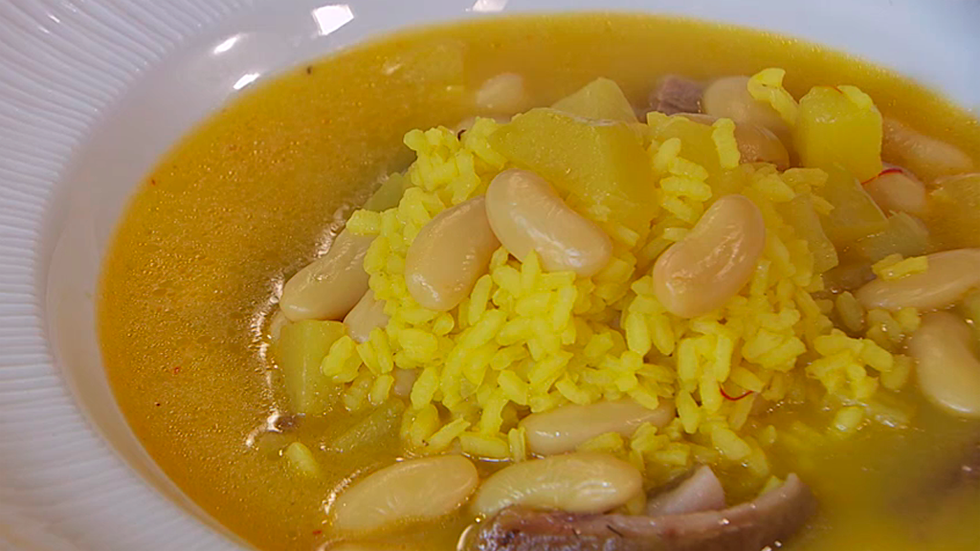 Receta de arroz con alubias blancas y nabos