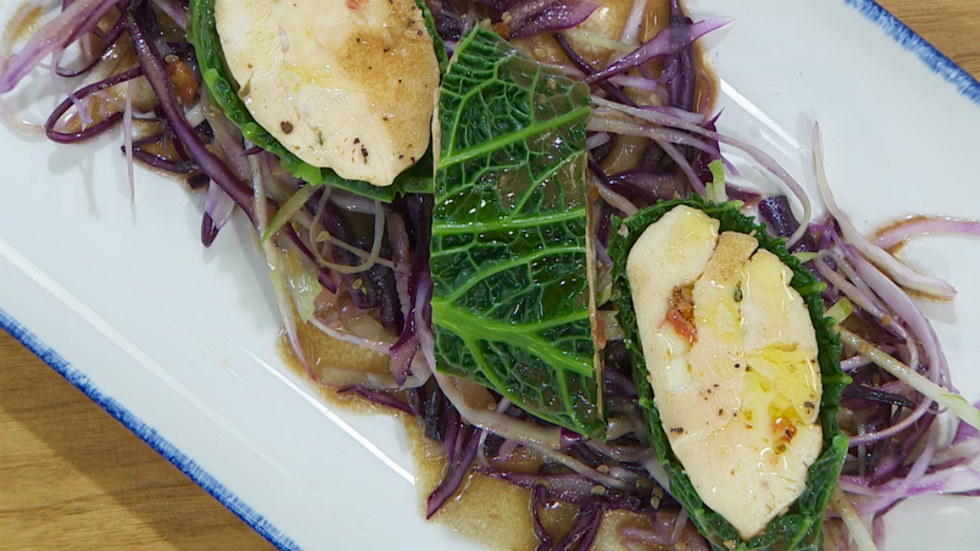 Receta de ensalada de col y manzana con pollo